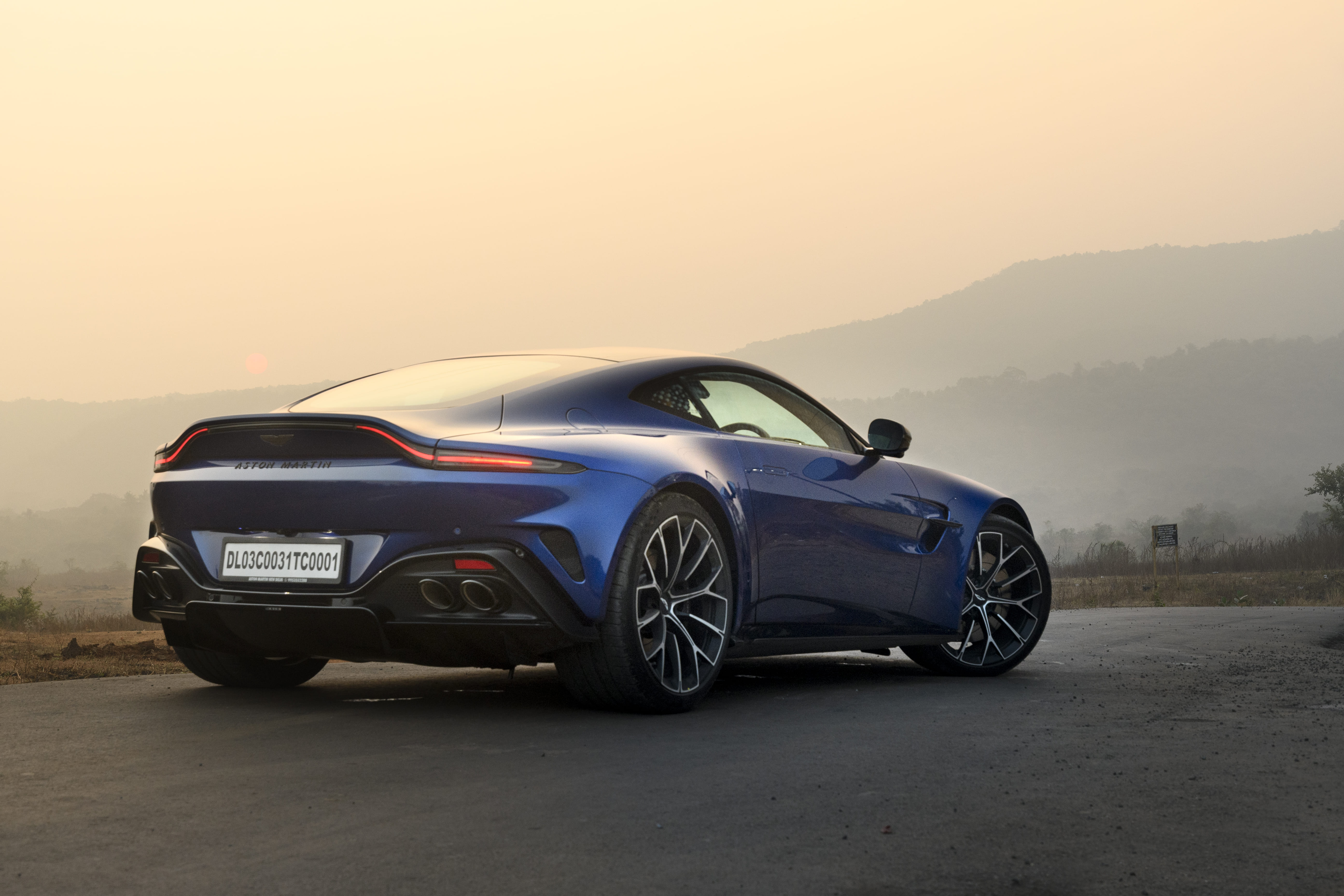 Aston Martin Vantage Rear View Image – Vantage Photos in India ...