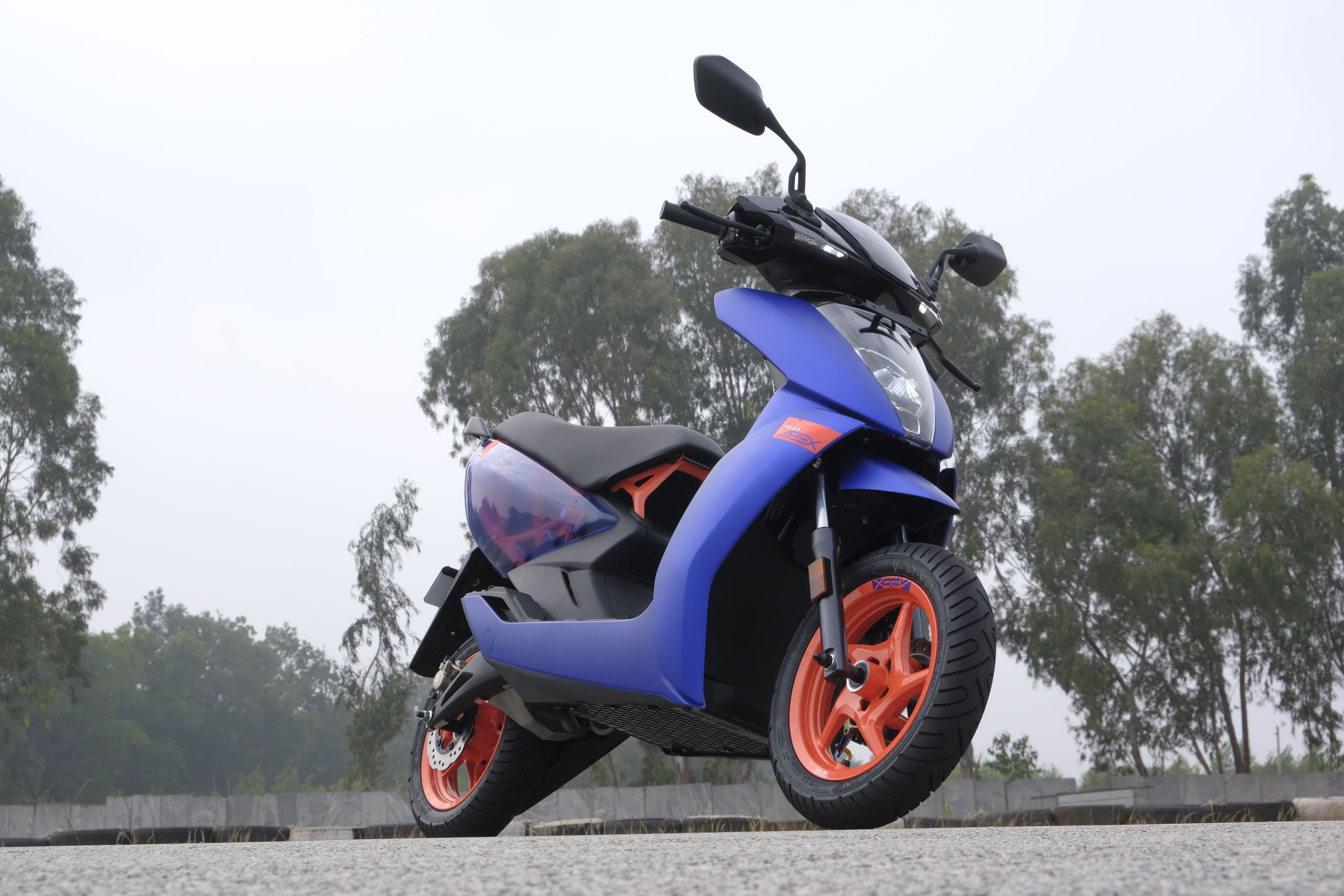 Ather 450 Apex On-Road Price – Features, Specs & Images | Autocar India