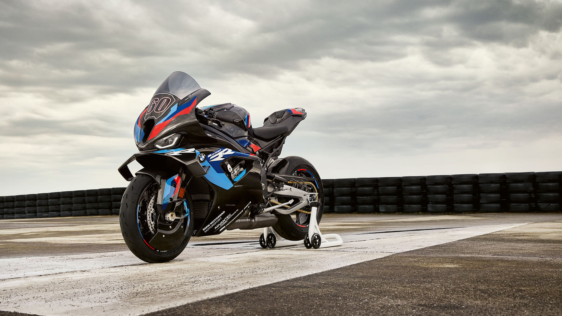 BMW Bikes M 1000 RR On Road Price in Wanaparthy Starts at 55.00 lakh ...