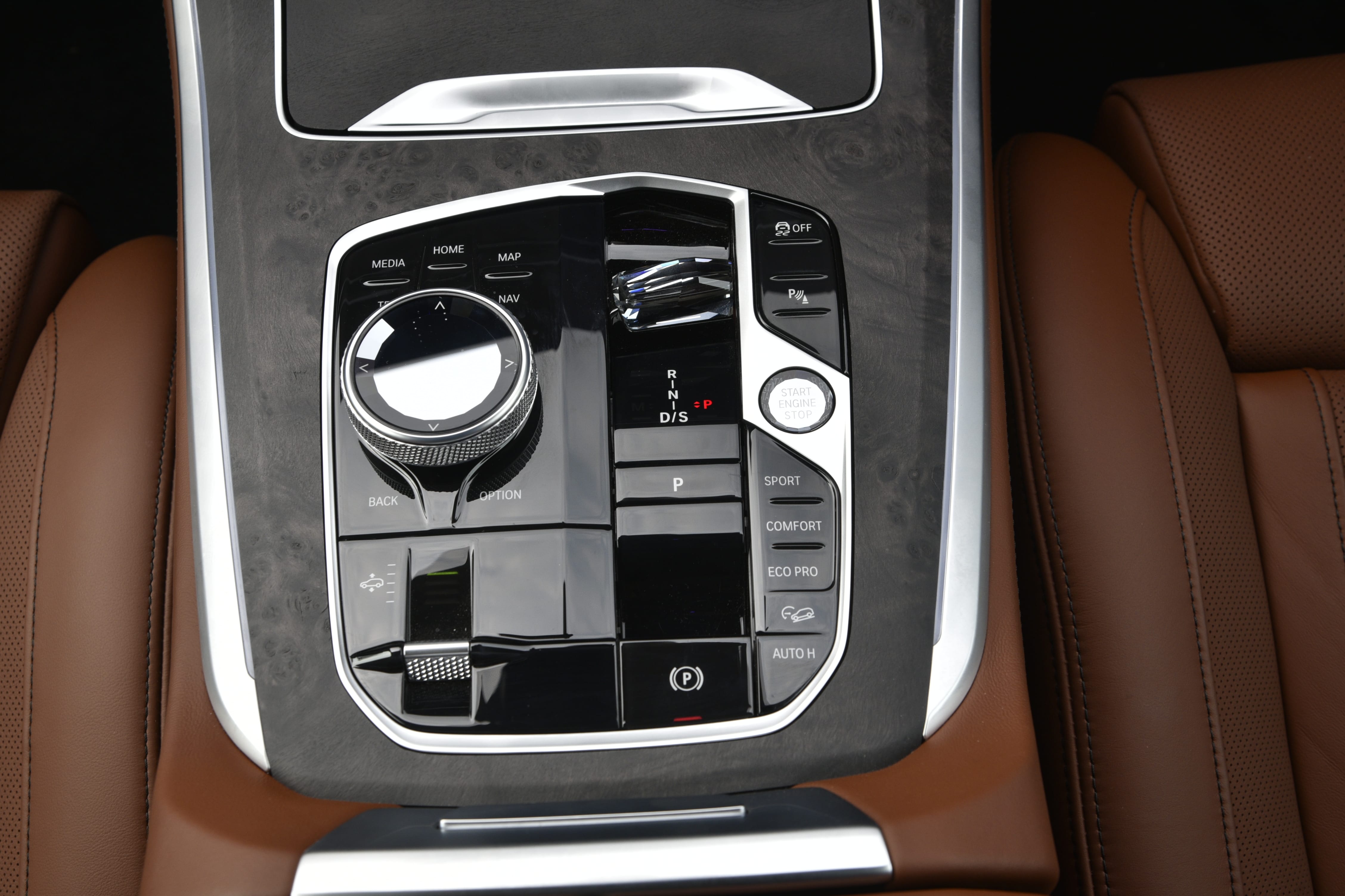 BMW X5 Console Storage Image – X5 Photos in India | Autocar India