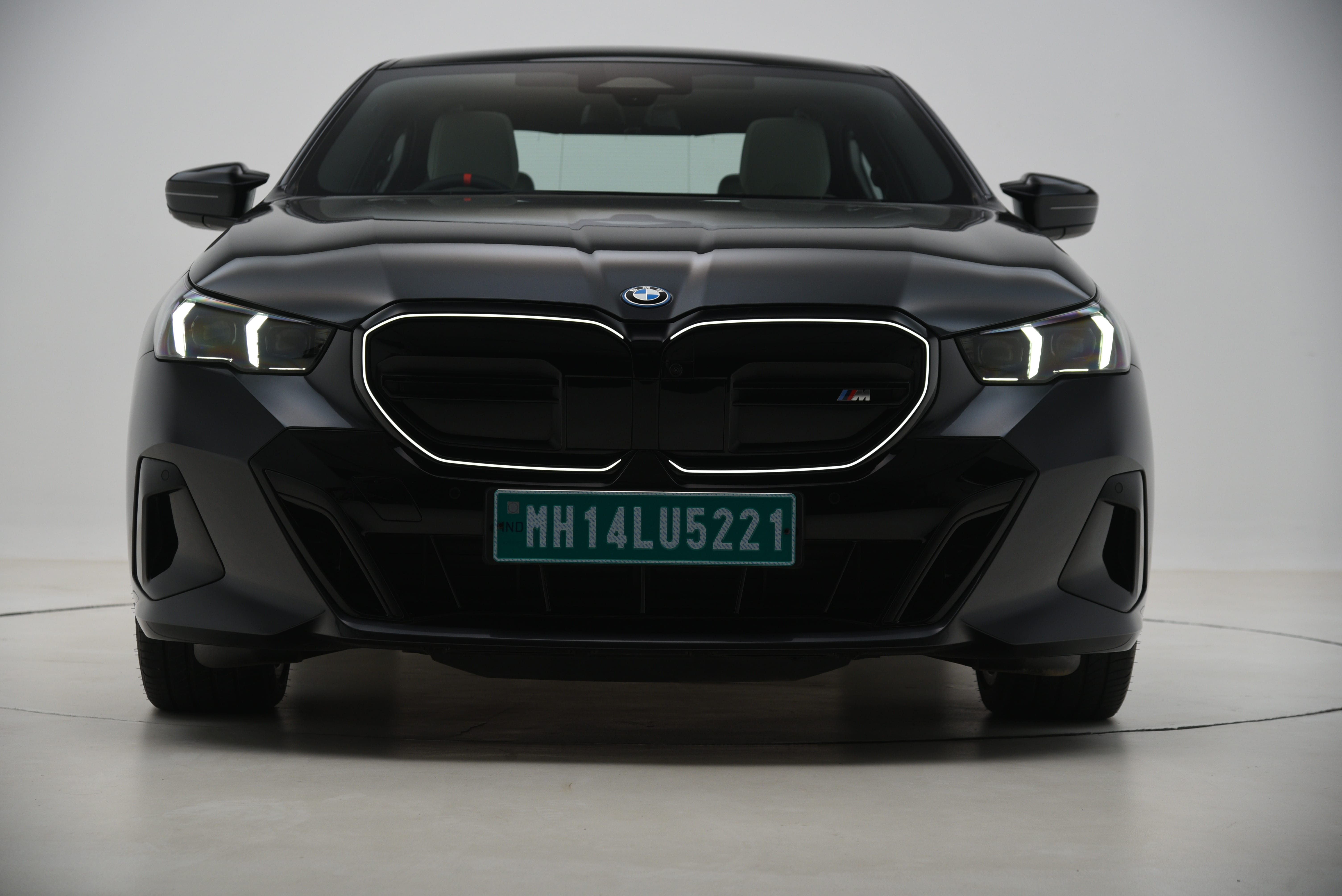 BMW i5 On Road Price in West Garo Hills Starts at 1.20 crore | Autocar ...