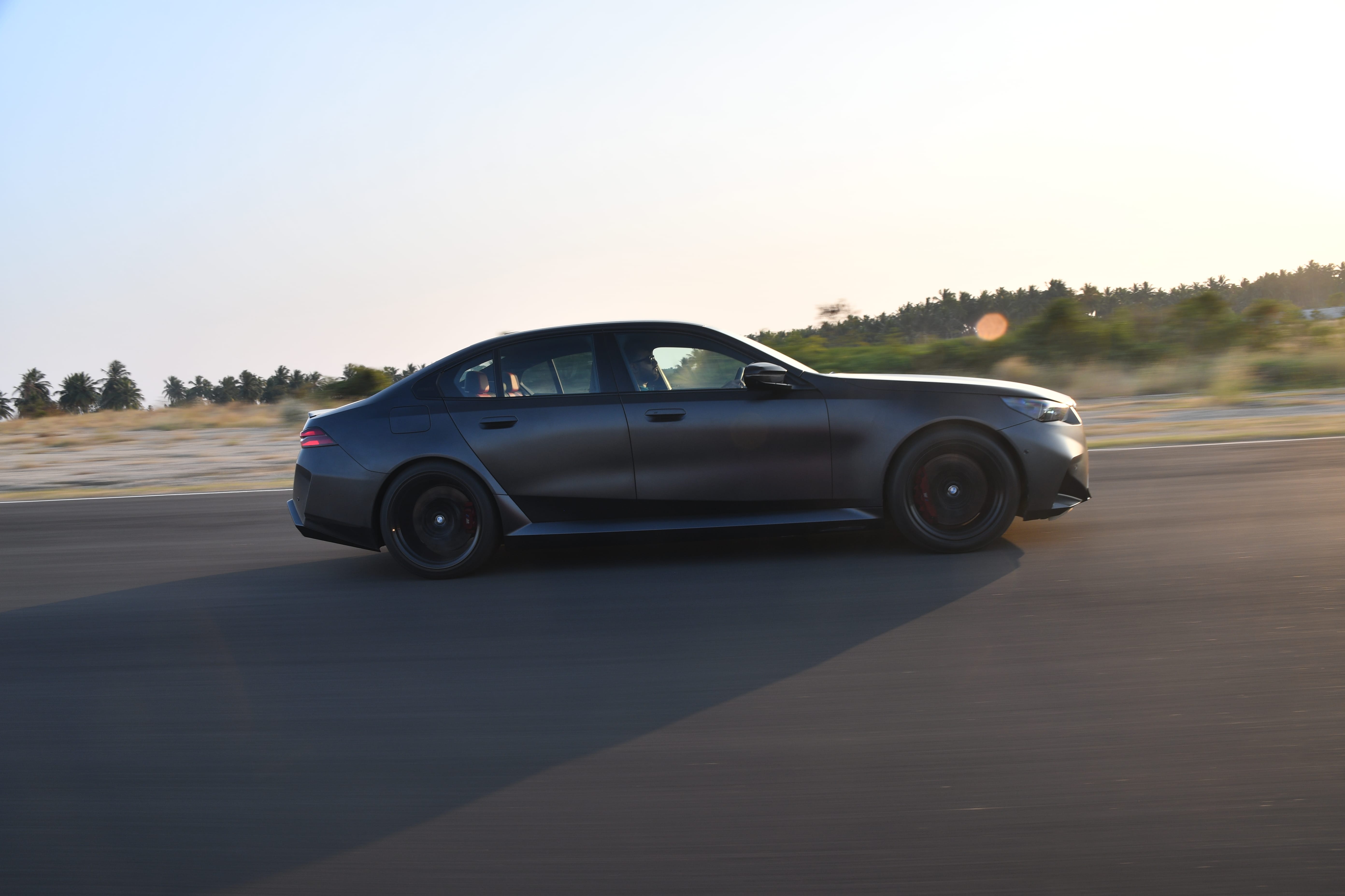 BMW M5 Color Matte Black Image – M5 Photos in India | Autocar India