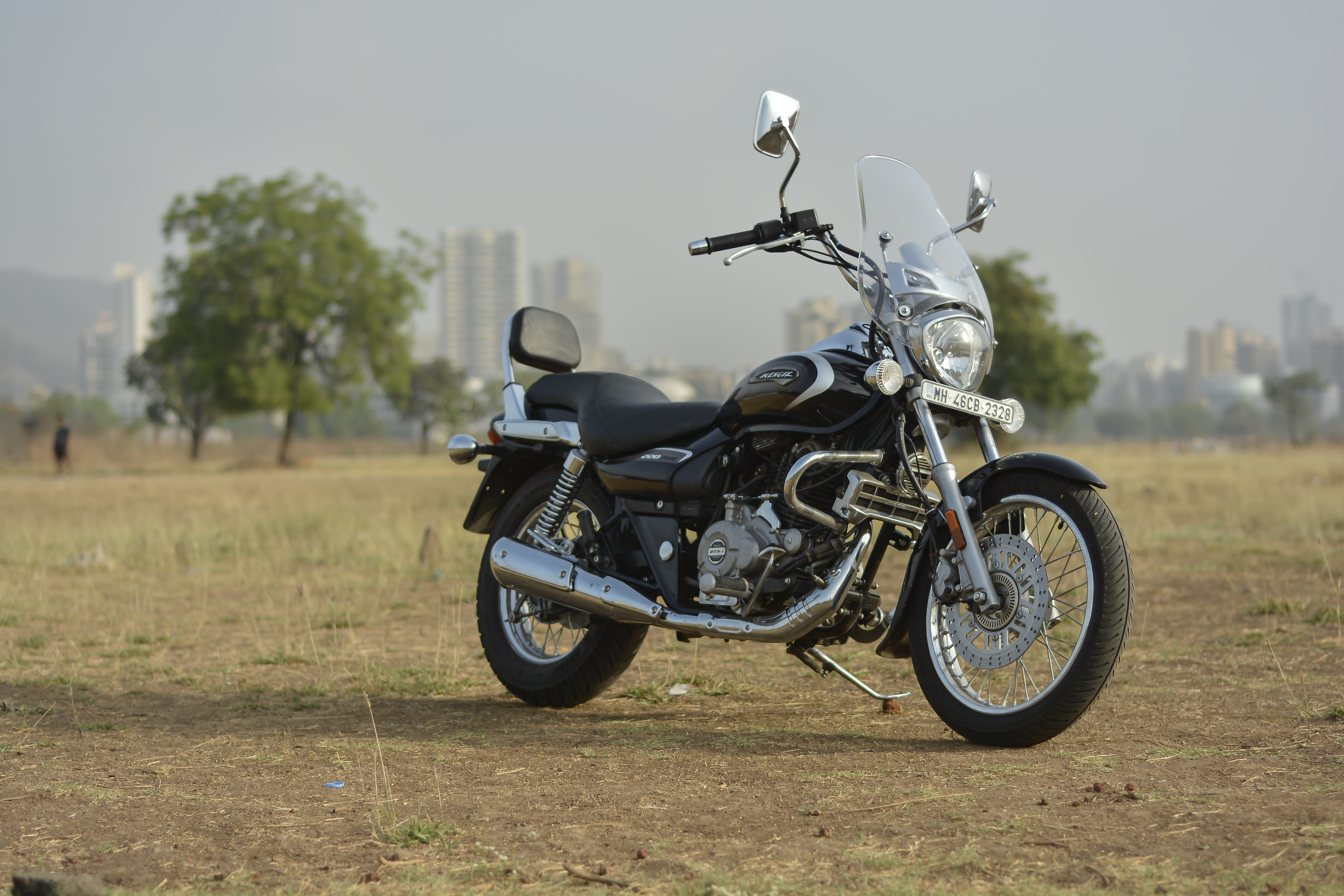Bajaj Avenger Cruise 220 Variants: Explore Base, Mid & Top Models with ...