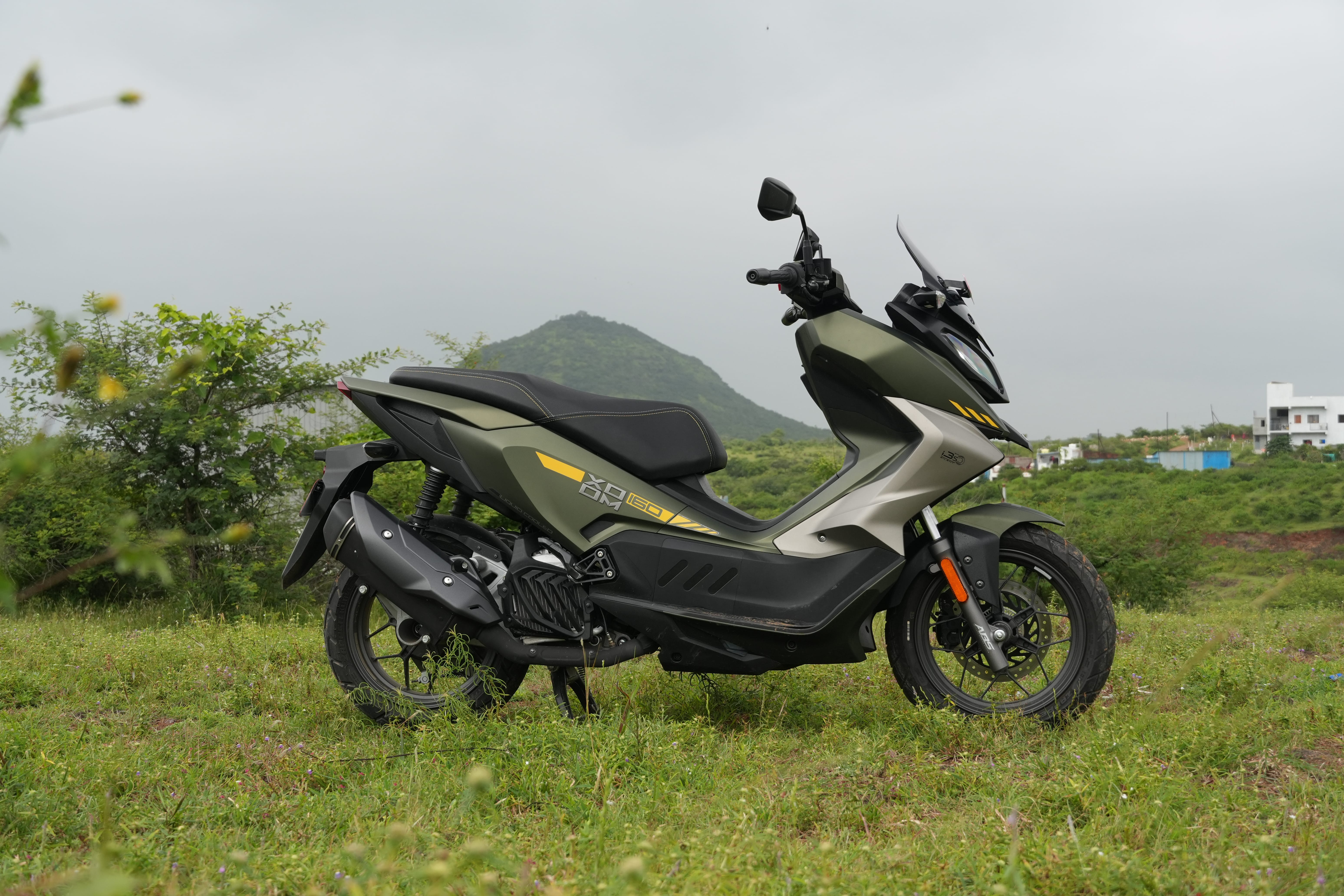 Hero MotoCorp Xoom 160 Front Right Three Quarter Image – Xoom 160 ...