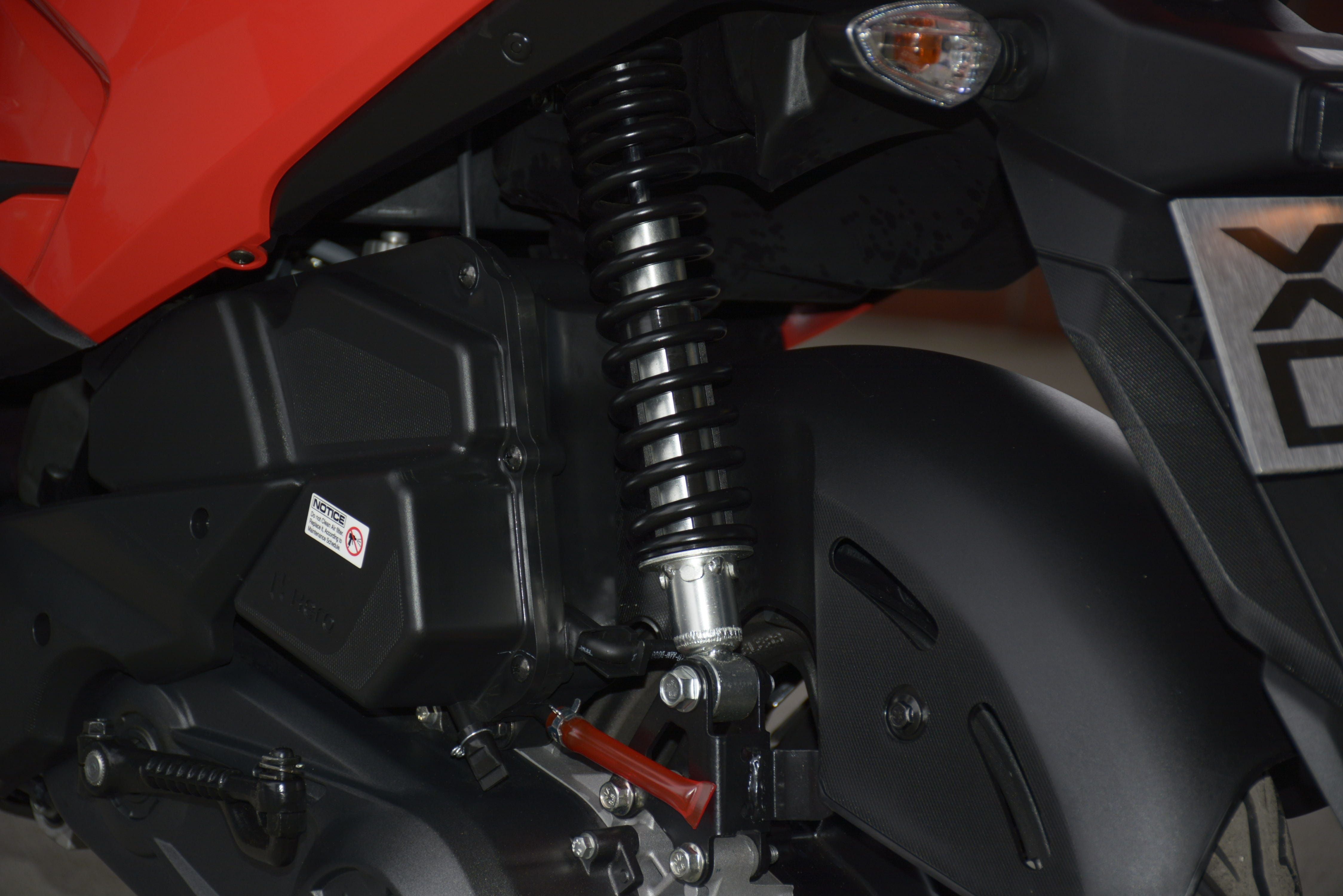 Hero MotoCorp Xoom color-red Image – Xoom Photos in India | Autocar India