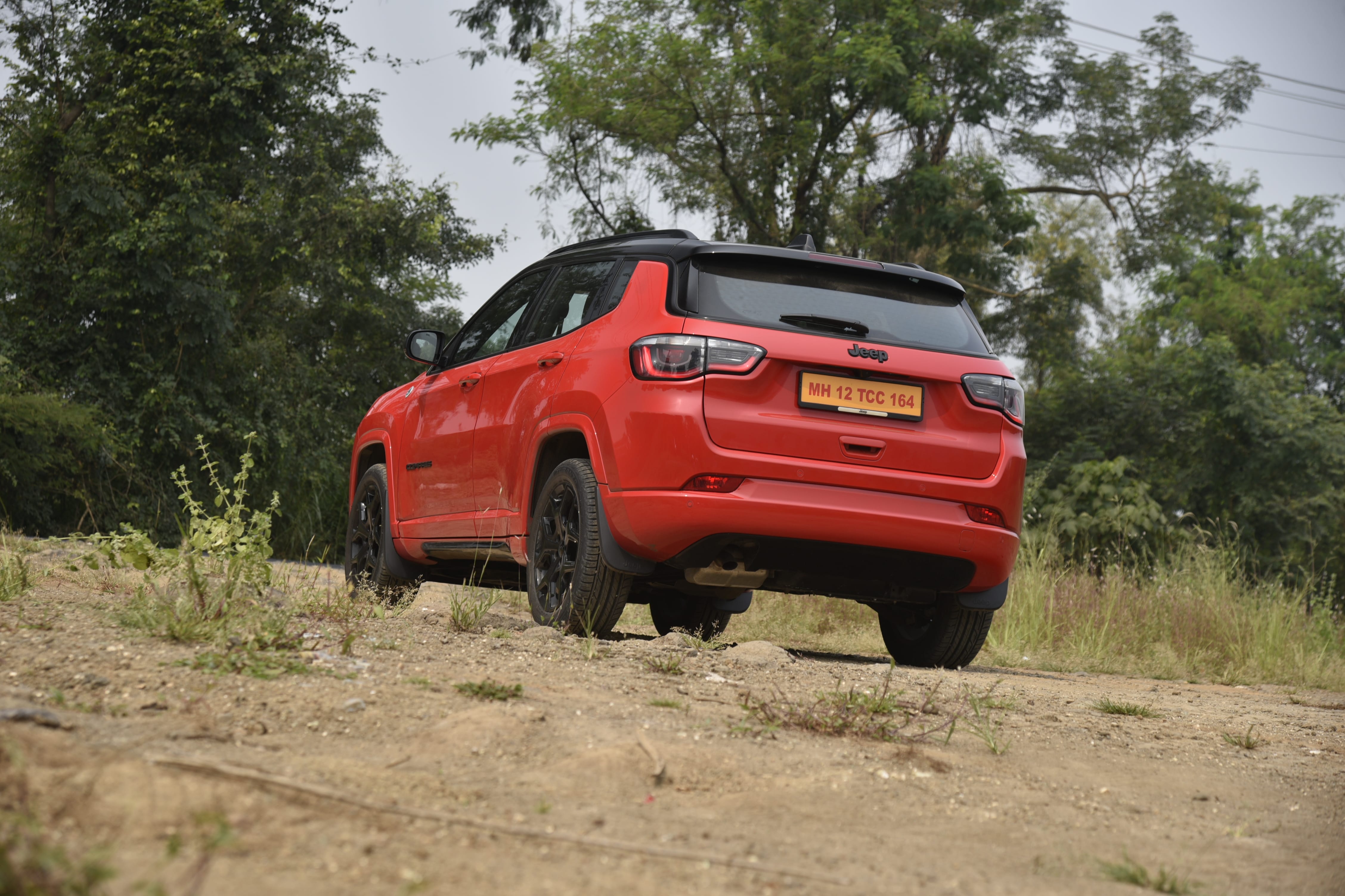 Jeep Compass Rear View Image – Compass Photos in India | Autocar India