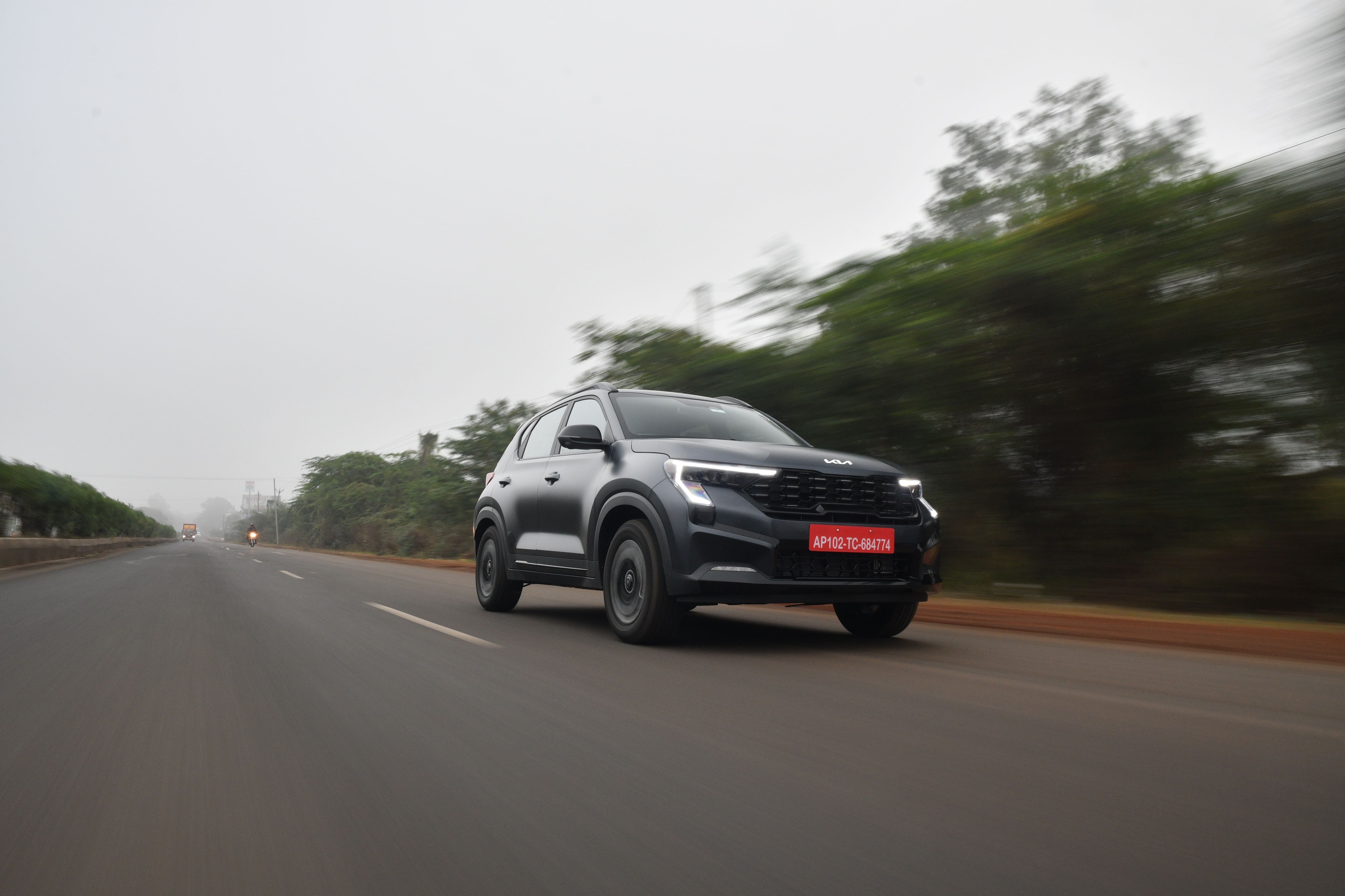 Kia Sonet Price, Images, Features, Mileage, Colours & Reviews | Autocar ...