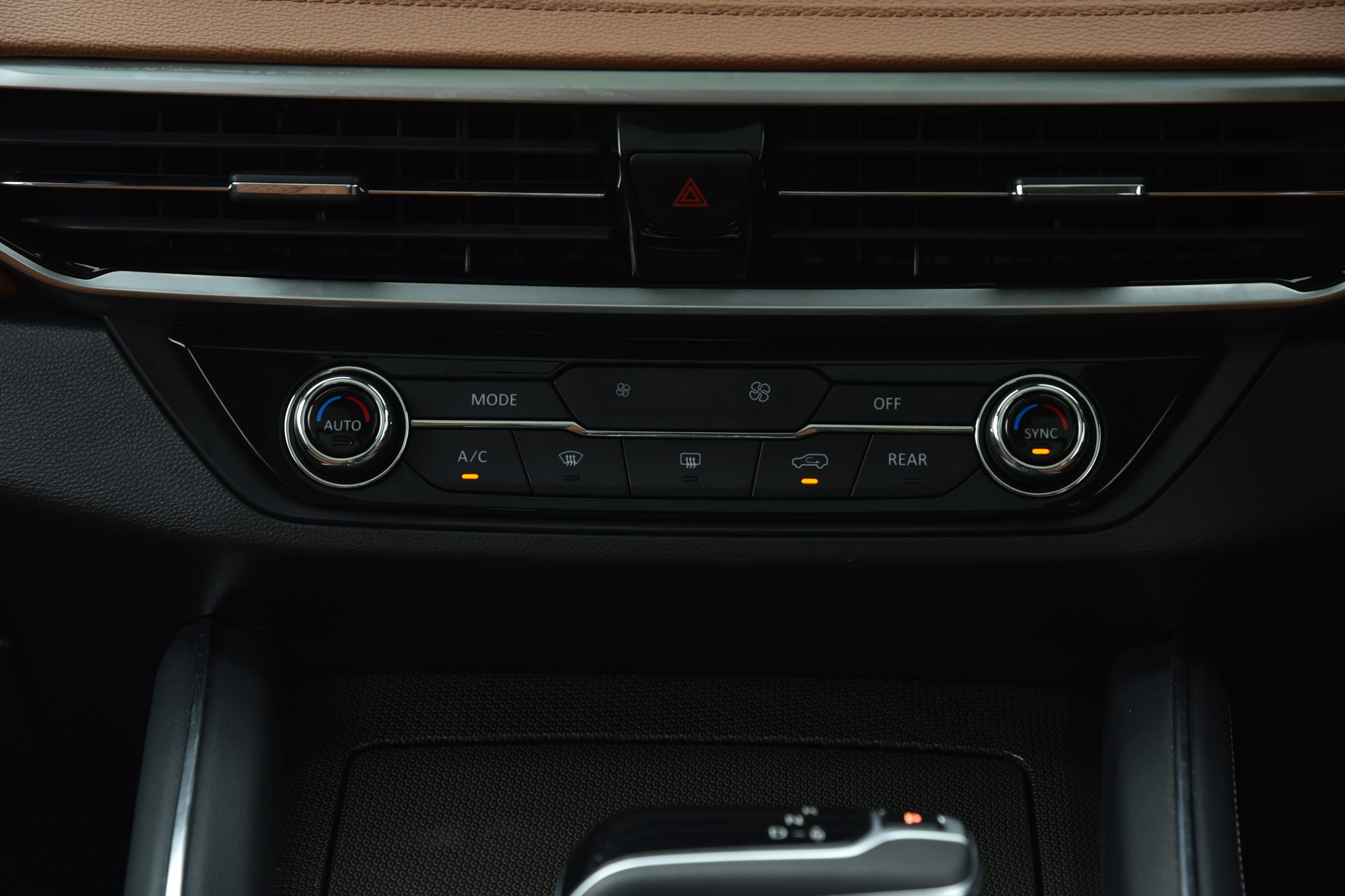MG Gloster Ac Vents Front Image – Gloster Photos in India | Autocar India
