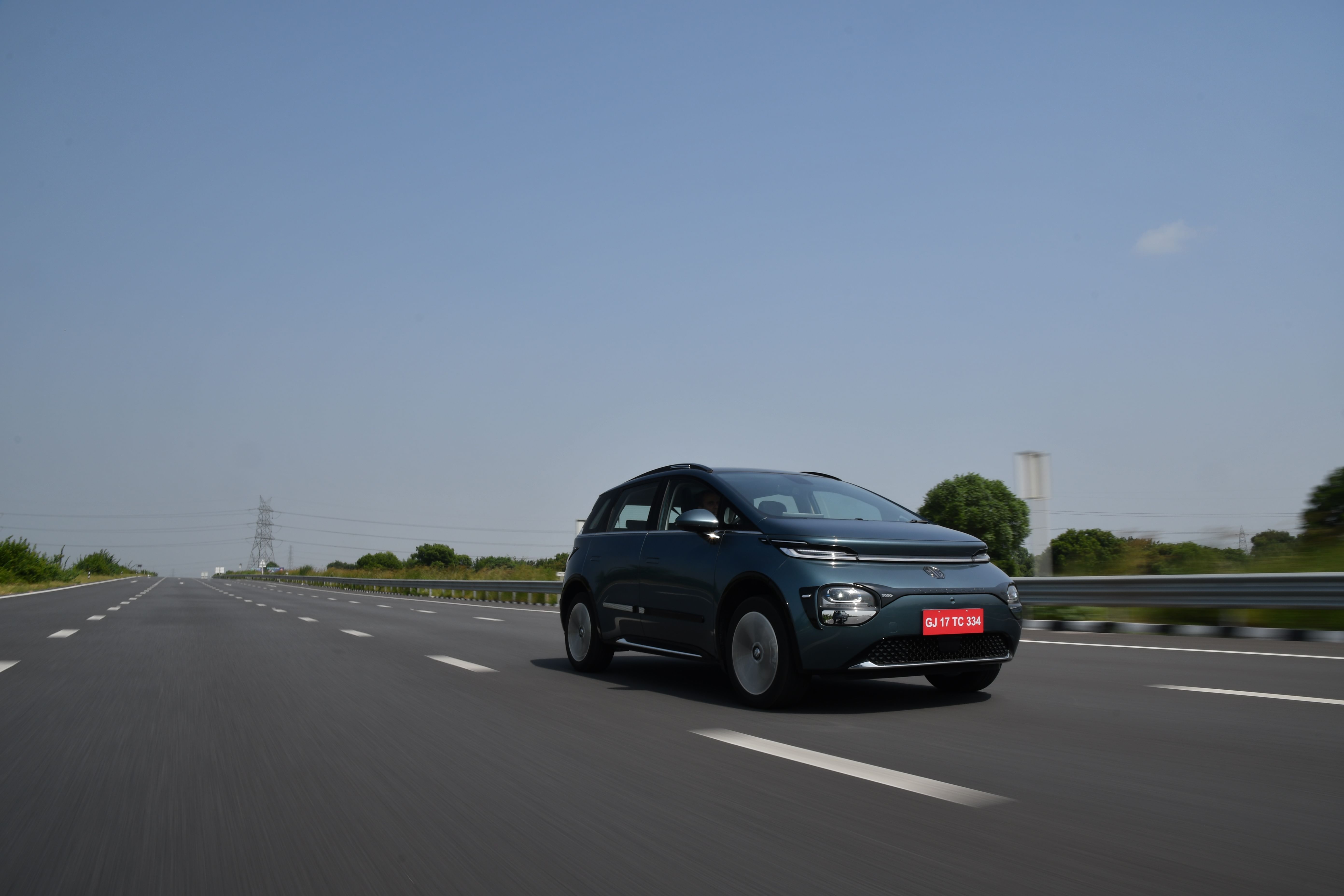 MG Windsor Variants: Explore Base, Mid & Top Models with Prices ...