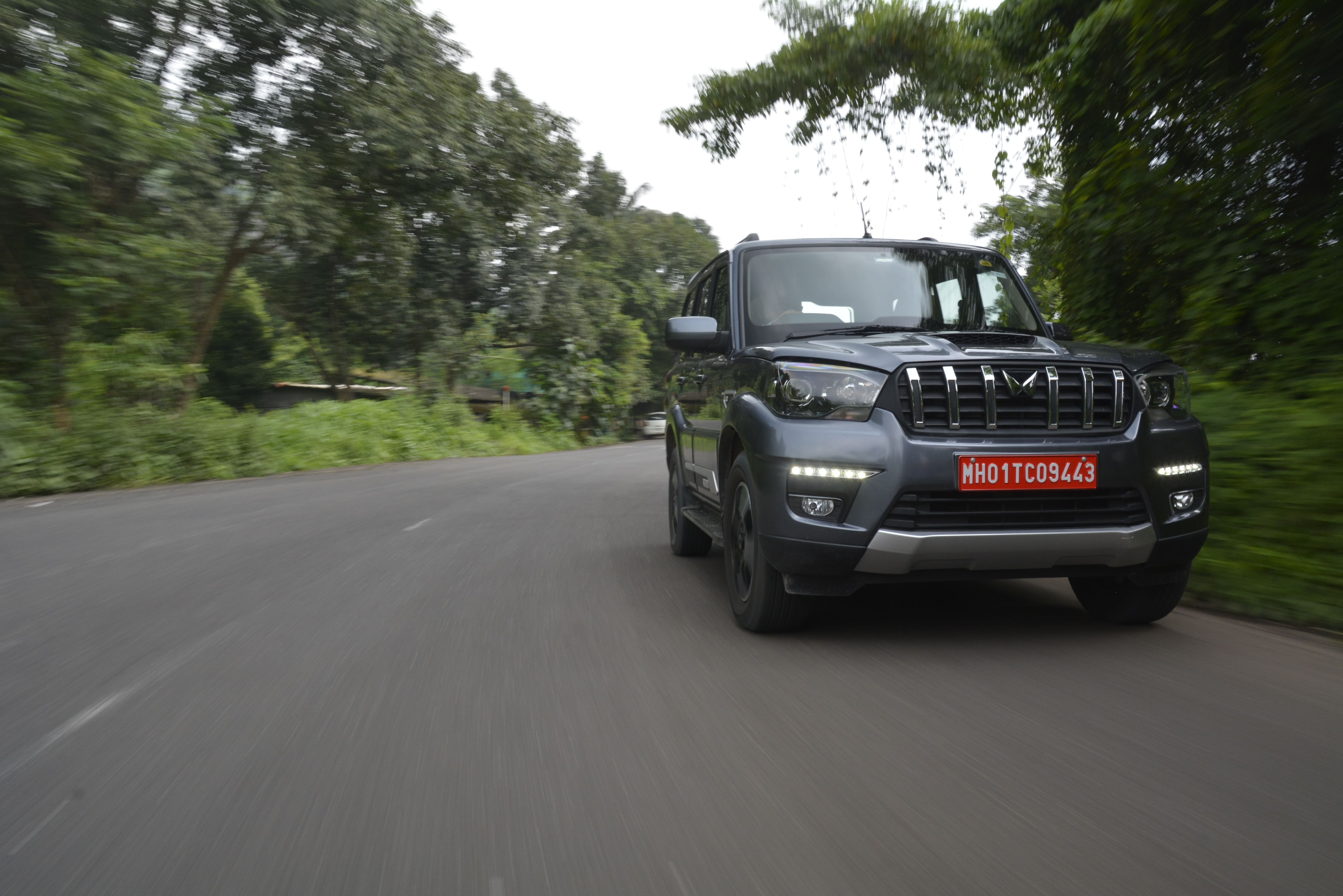 Mahindra Scorpio Classic Rear View Image – Scorpio Classic Photos in India | Autocar India