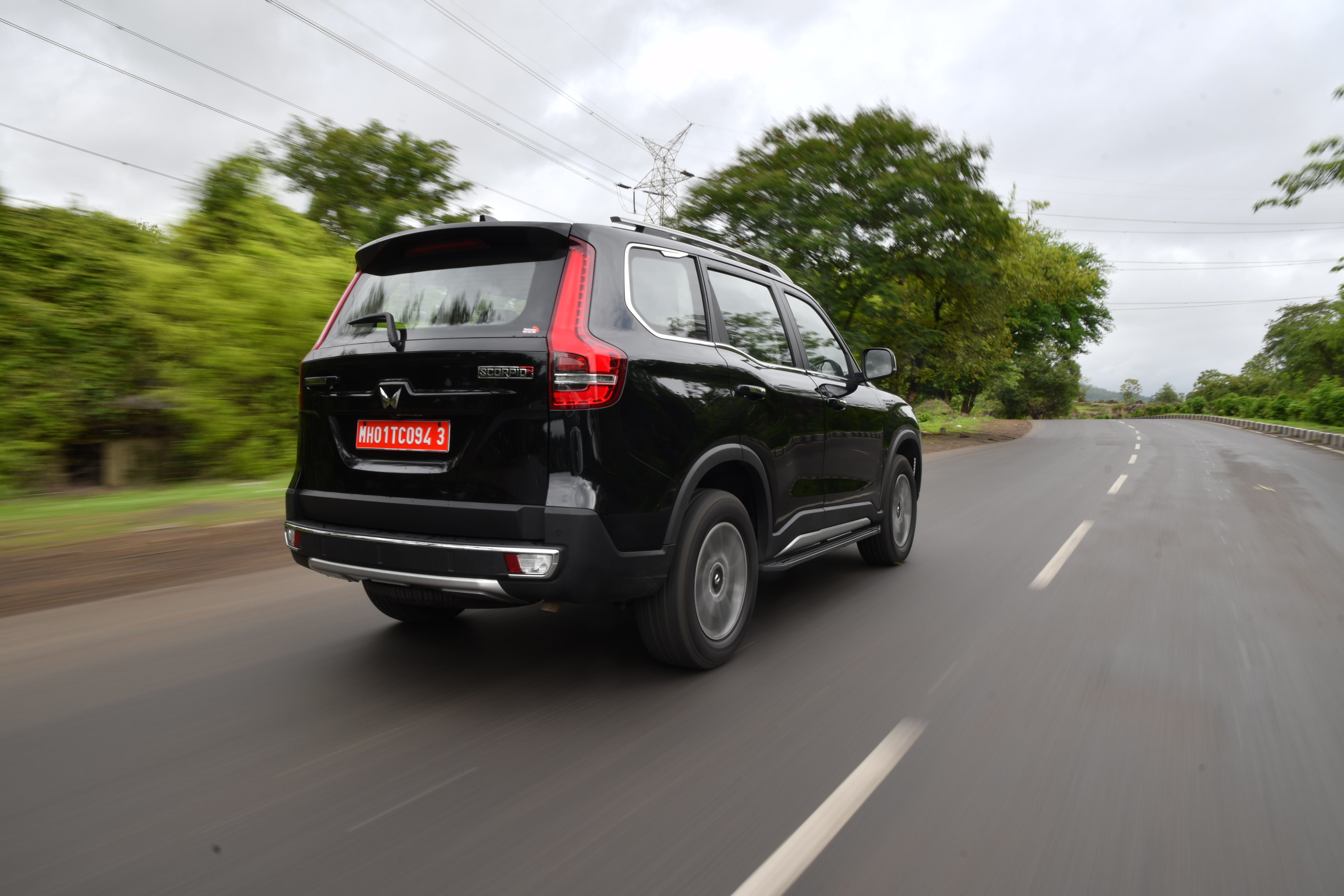 Mahindra Scorpio N Rear View Image – Scorpio N Photos in India ...