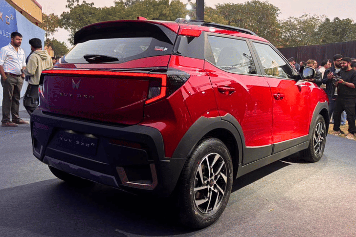Mahindra XUV 3XO EV Rear View Image – XUV 3XO EV Photos in India ...