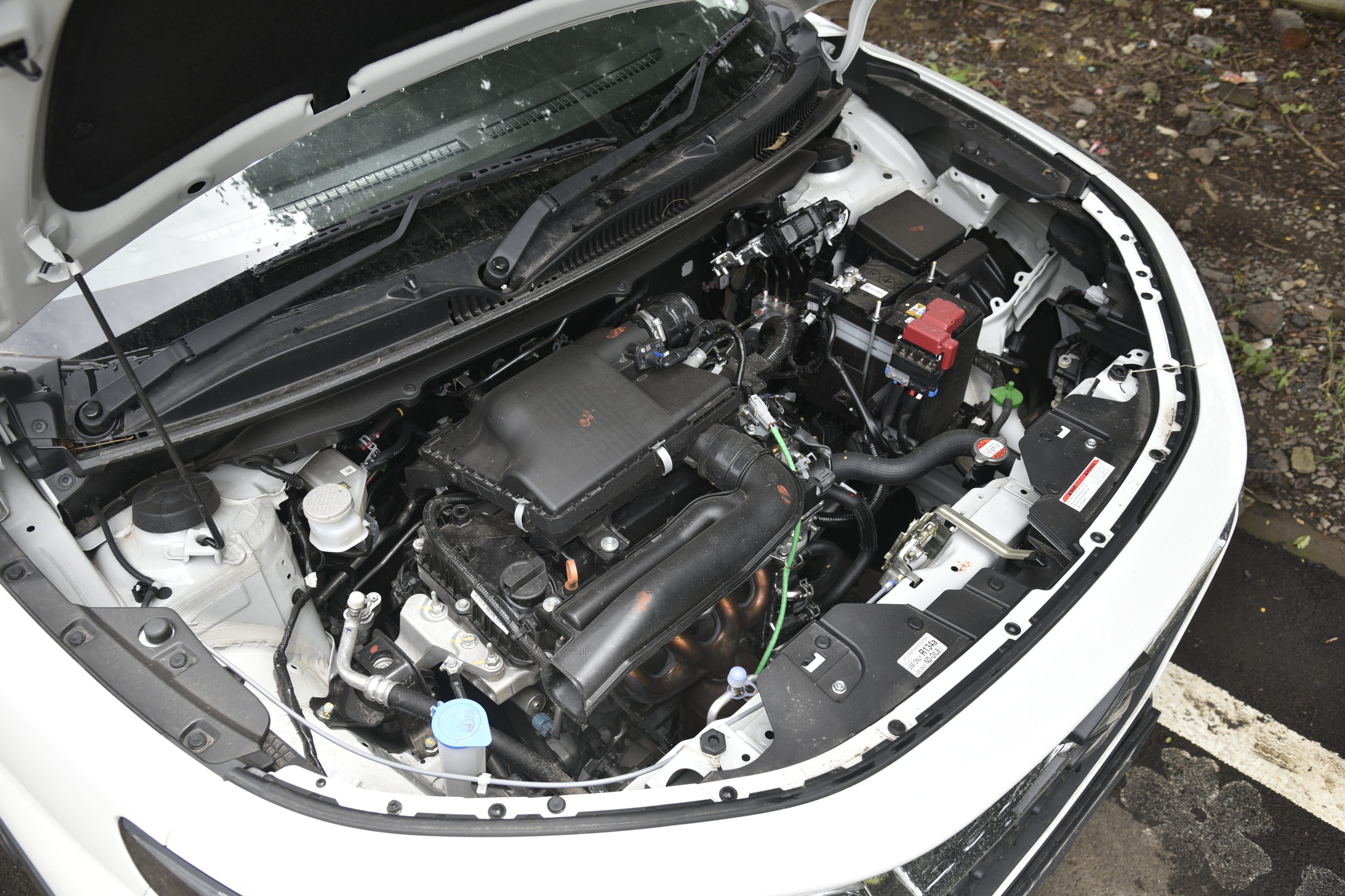 Maruti Suzuki Fronx Open Bonnet Engine Shot Image – Fronx Photos in ...
