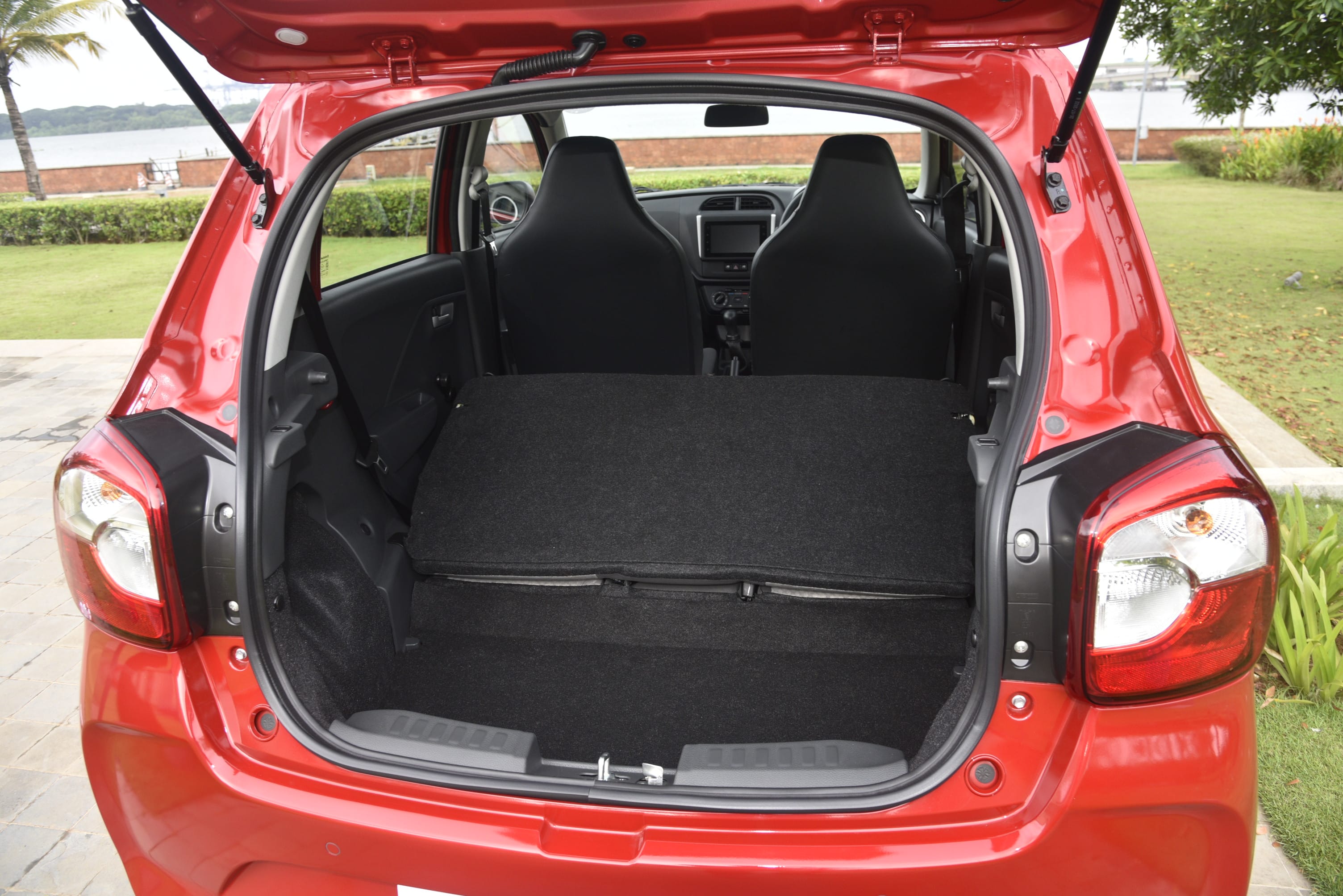 Maruti Suzuki Alto K10 Front Row Seats Image – Alto K10 Photos in India ...