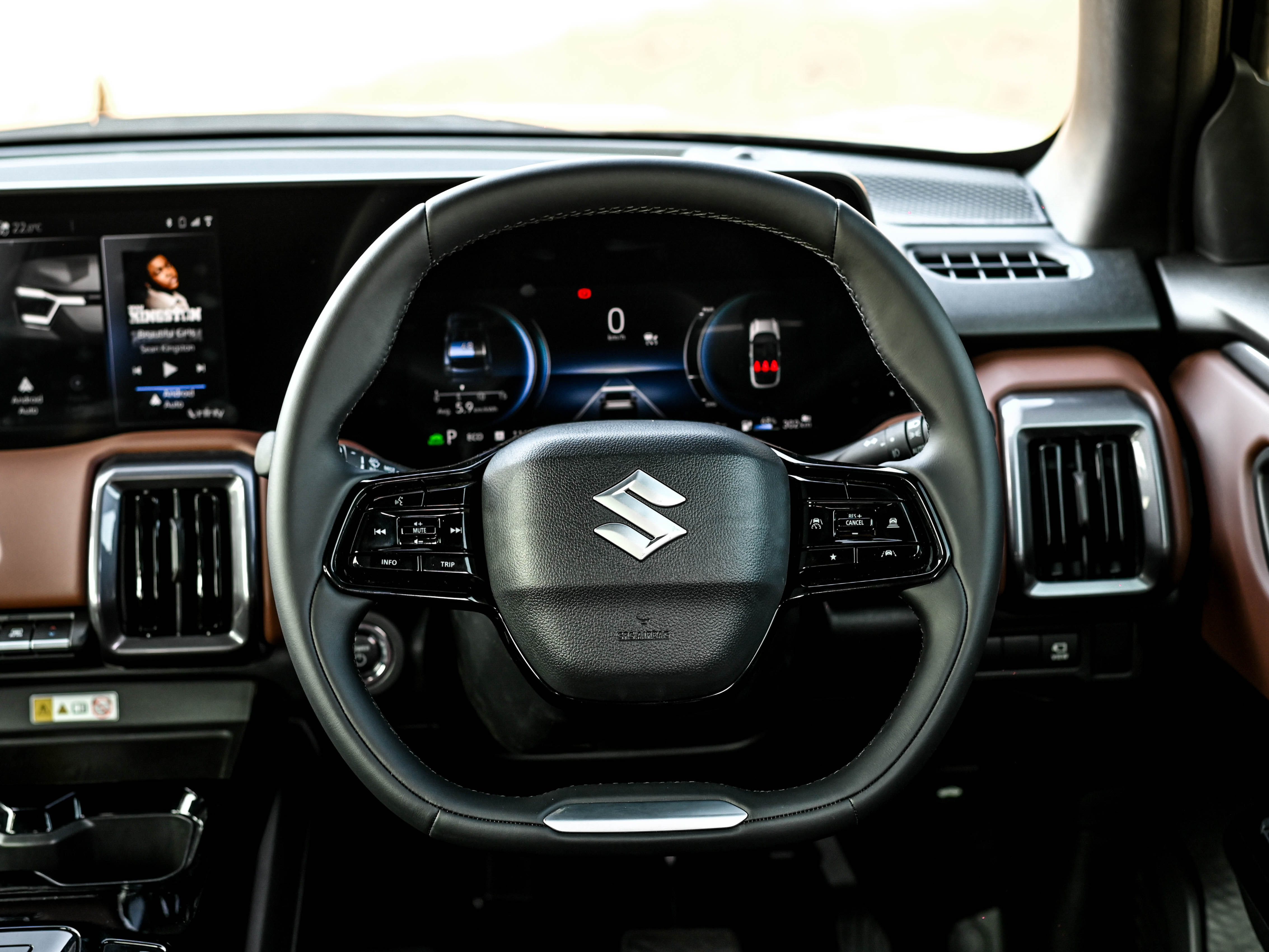 Maruti Suzuki e Vitara Steering Wheel Image – e Vitara Photos in India ...