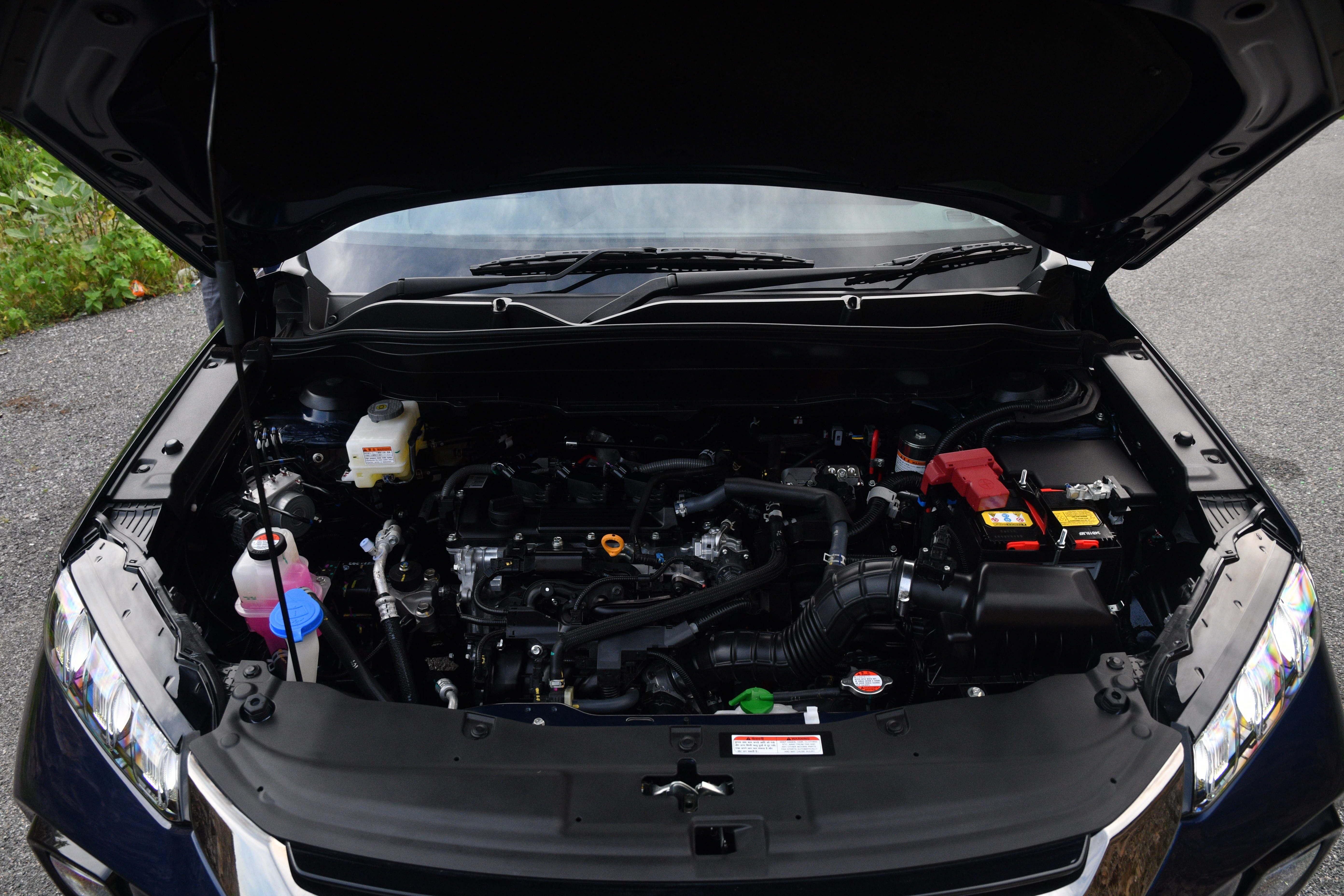 Maruti Suzuki Grand Vitara Open Bonnet Engine Shot Image – Grand Vitara ...