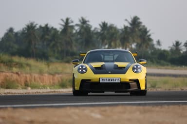 𝗣𝗼𝗿𝘀𝗰𝗵𝗲 𝗖𝗮𝗿𝘀 𝗶𝗻 𝗜𝗻𝗱𝗶𝗮, Porsche Cars 2025 Price - Images, Features ...