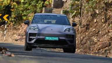 𝗣𝗼𝗿𝘀𝗰𝗵𝗲 𝗖𝗮𝗿𝘀 𝗶𝗻 𝗜𝗻𝗱𝗶𝗮, Porsche Cars 2025 Price - Images, Features ...