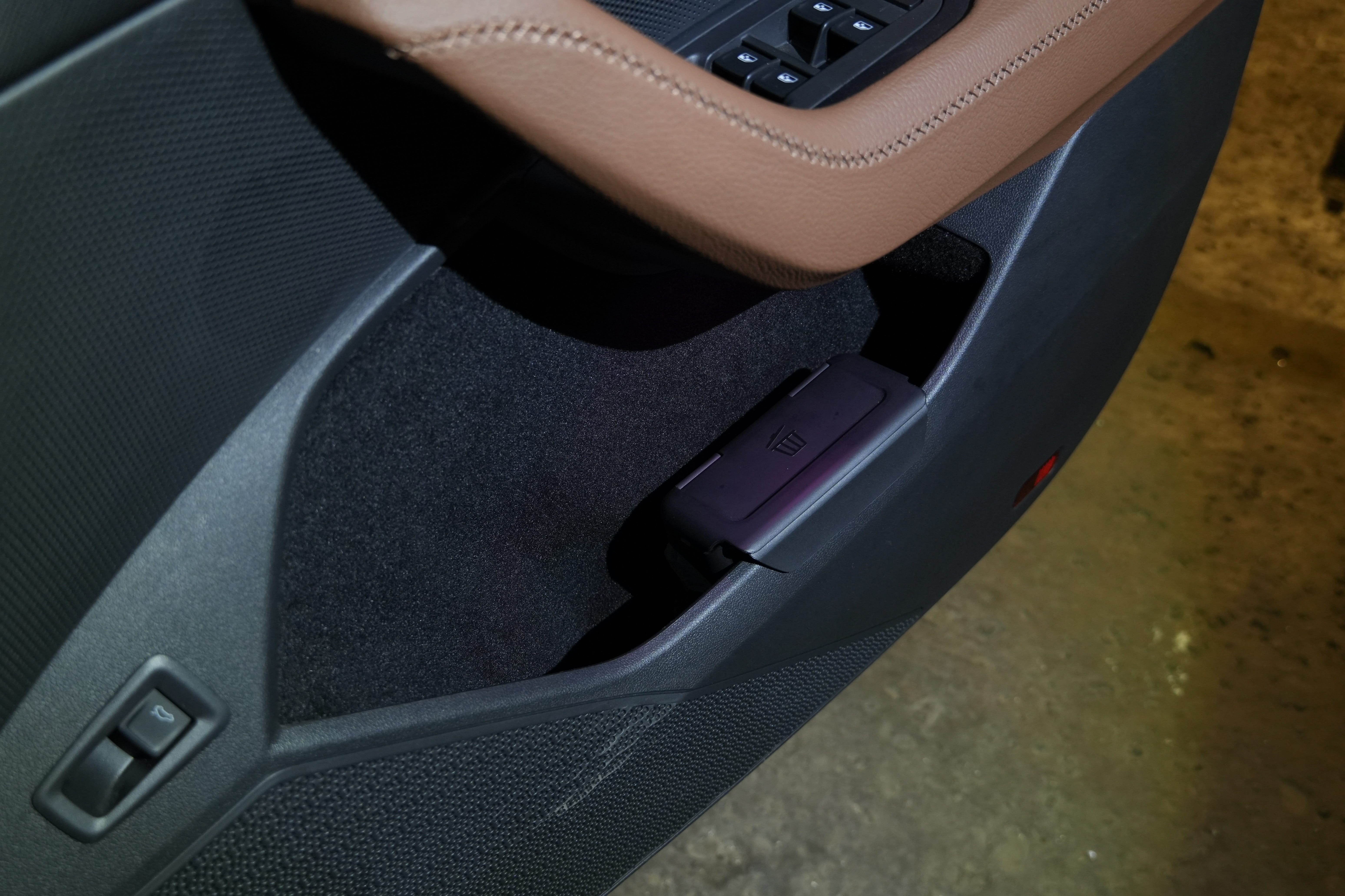 Skoda Kodiaq Door Controls Image – Kodiaq Photos in India | Autocar India