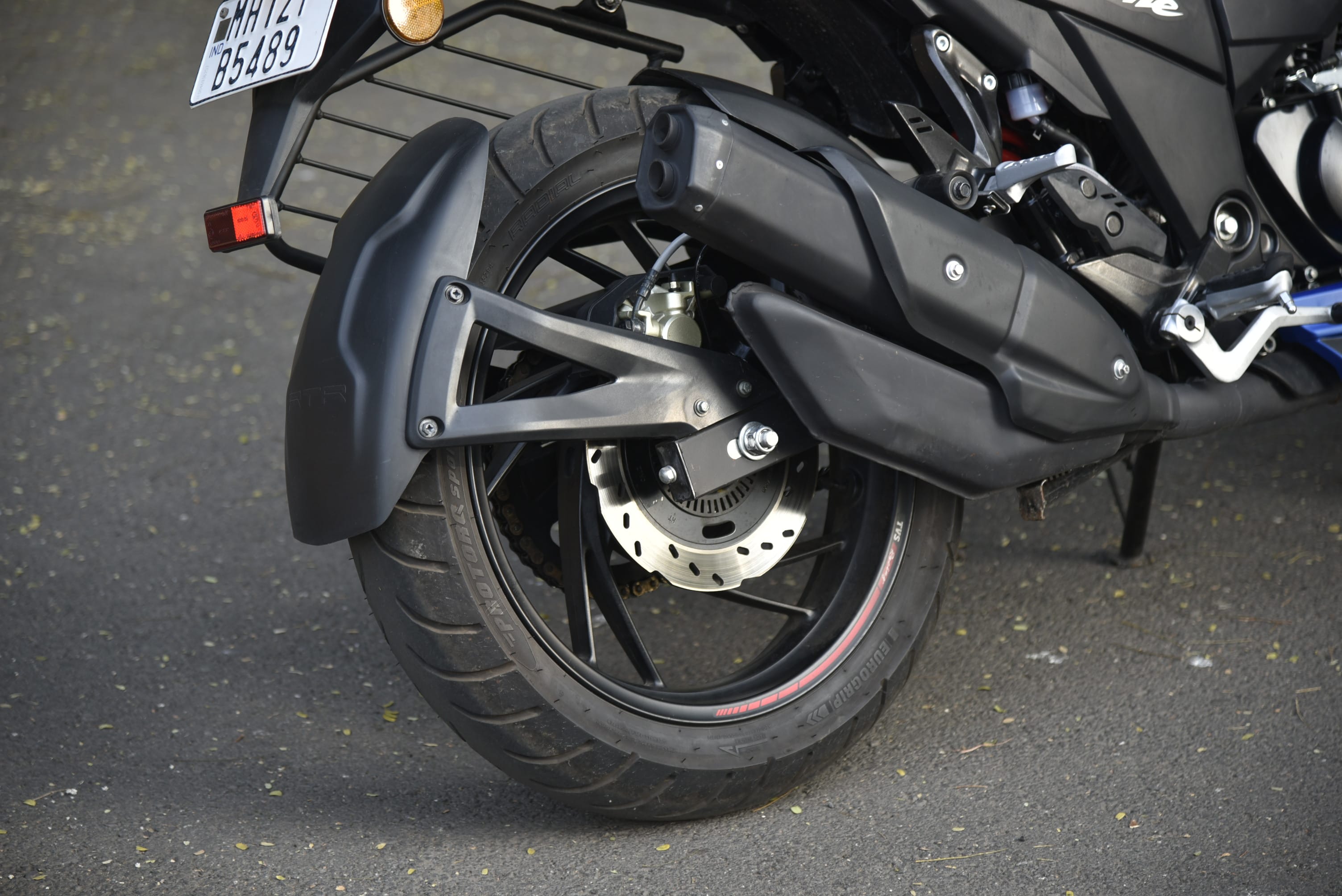 TVS Apache RTR 200 4V Rear View Image – Apache RTR 200 4V Photos in ...