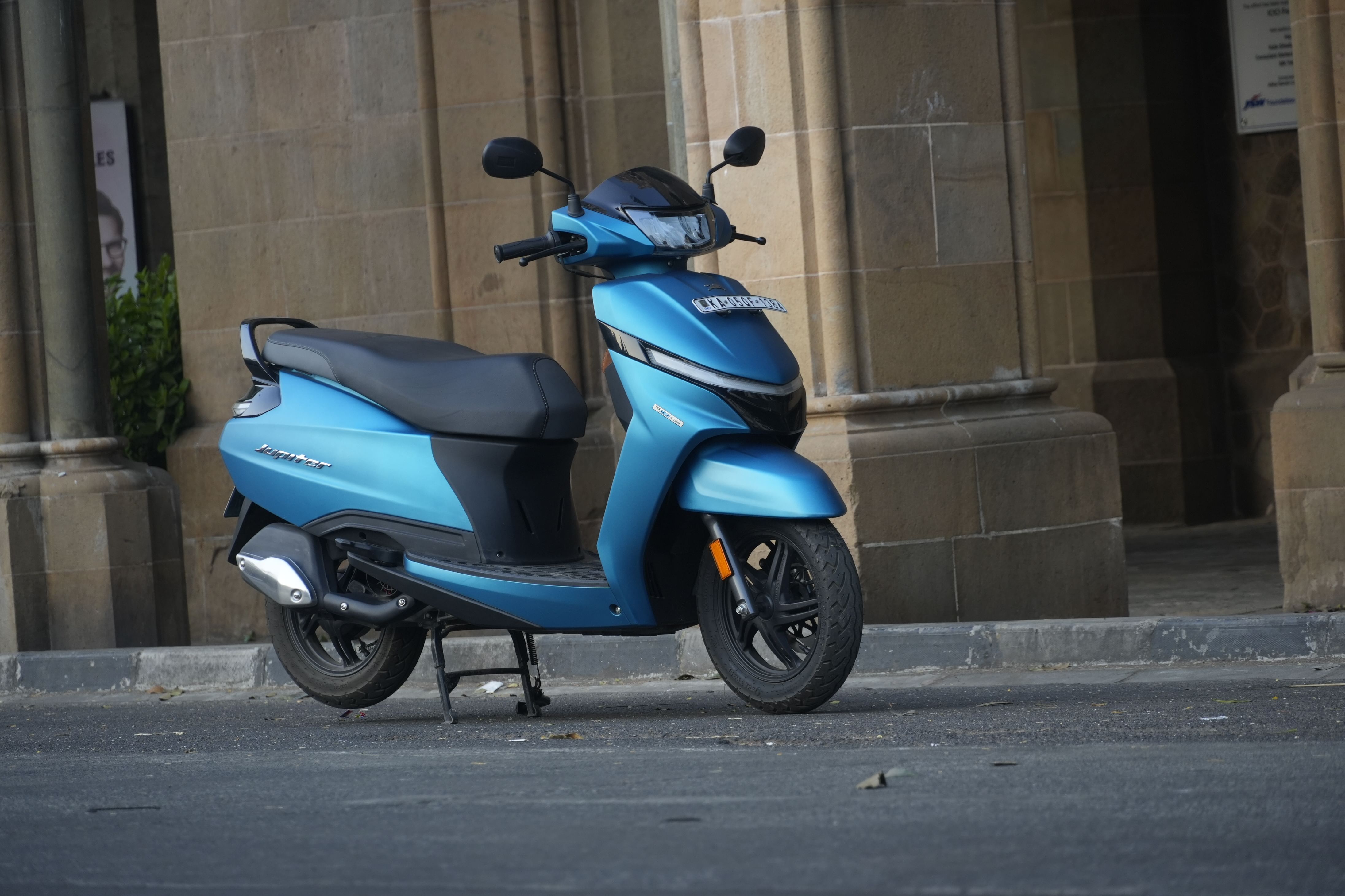 TVS Jupiter Specifications - Dimensions, Configurations, Features, and Boot Space | Autocar India