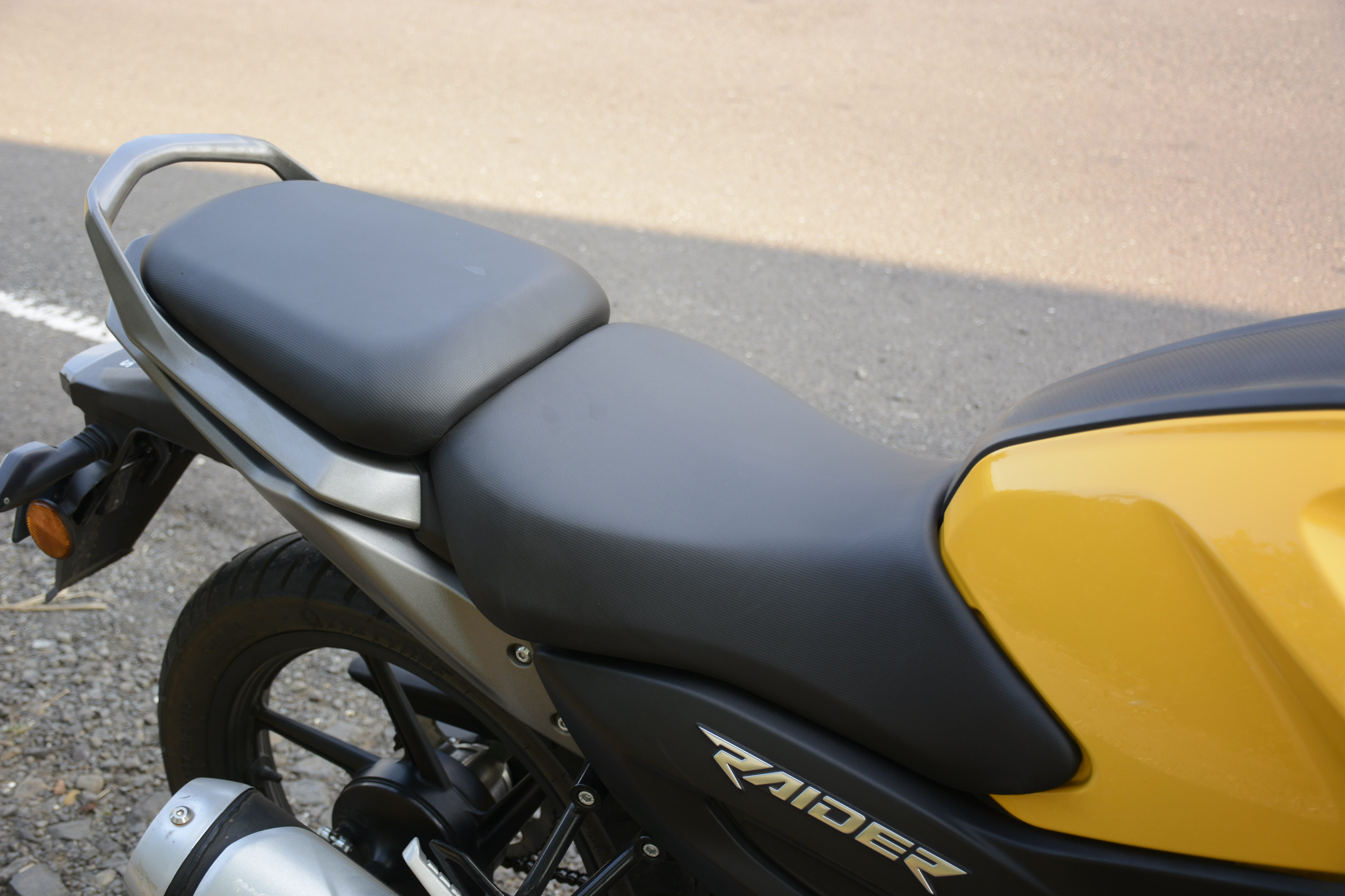 TVS Raider Rear View Image – Raider Photos in India | Autocar India