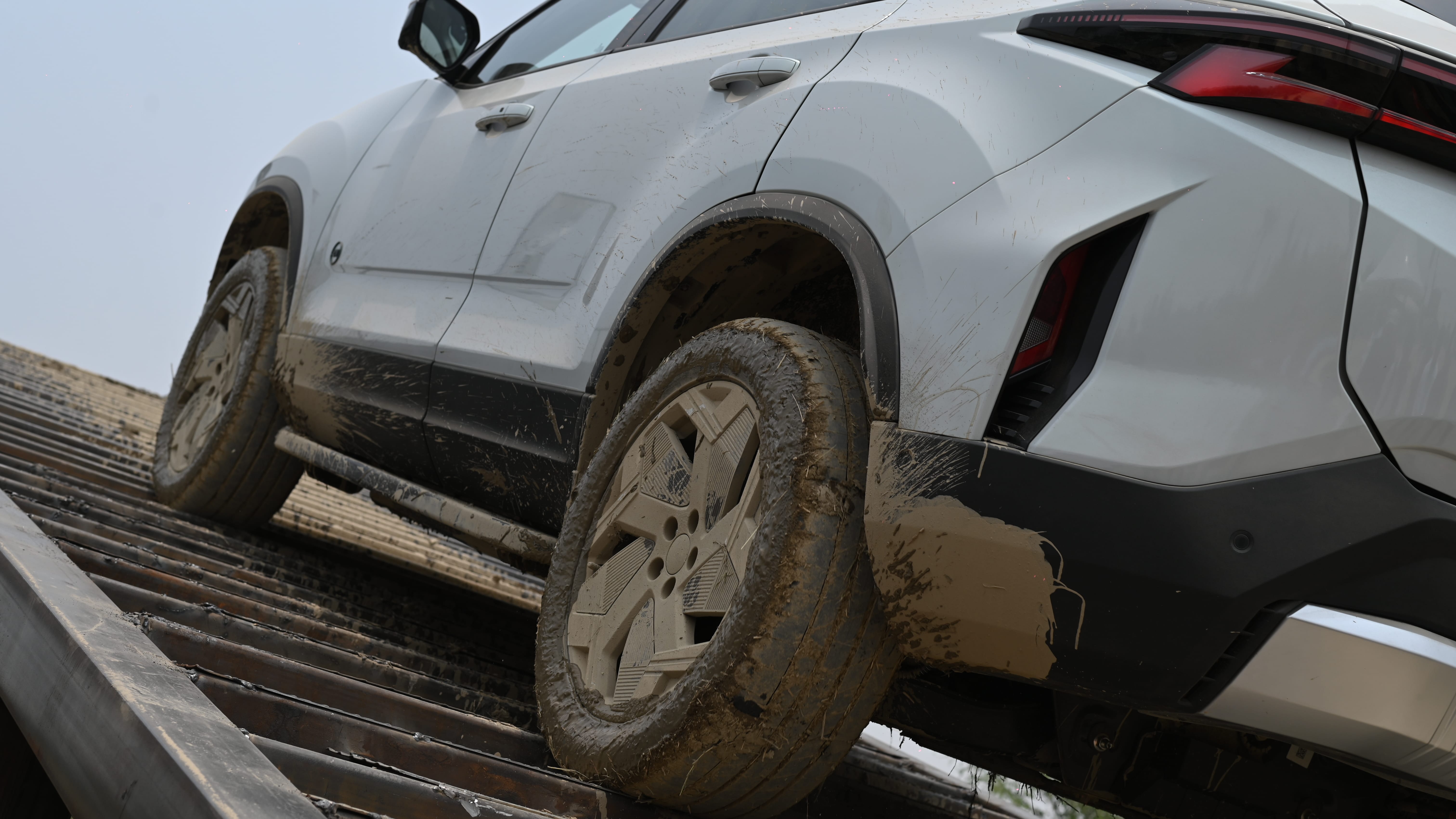 Tata Harrier EV Alloy Wheels Image – Harrier EV Photos in India ...