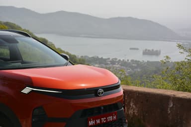 Tata Nexon Front View Image – Nexon Photos in India | Autocar India