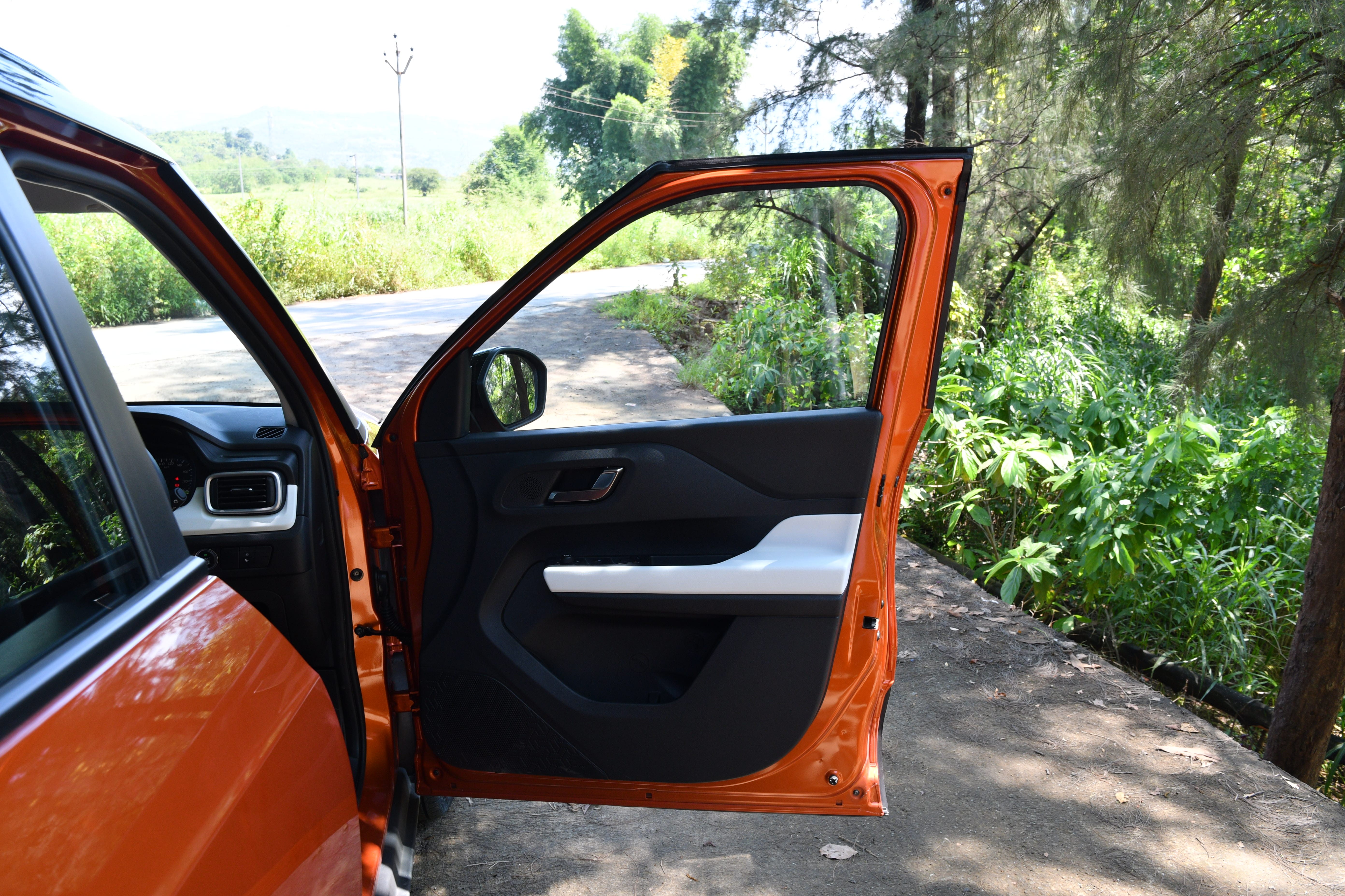 Tata Punch Body Colored Bumpers Image – Punch Photos in India | Autocar ...