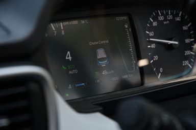 Tata Punch Specifications - Dimensions, Configurations, Features, and ...