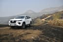Toyota Fortuner Colours – Check Toyota Fortuner Colour Options ...