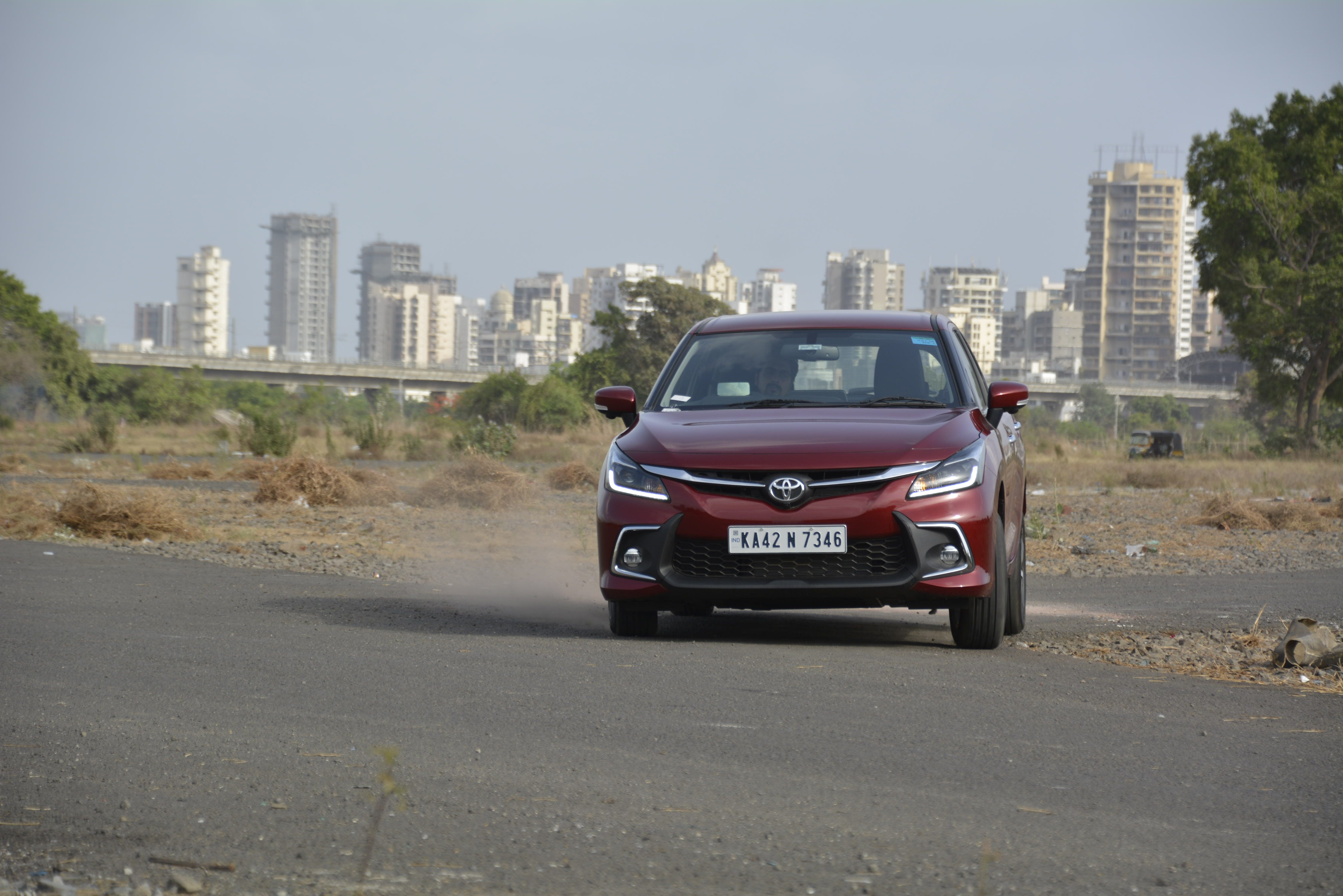 Toyota Glanza Front View Image – Glanza Photos in India | Autocar India