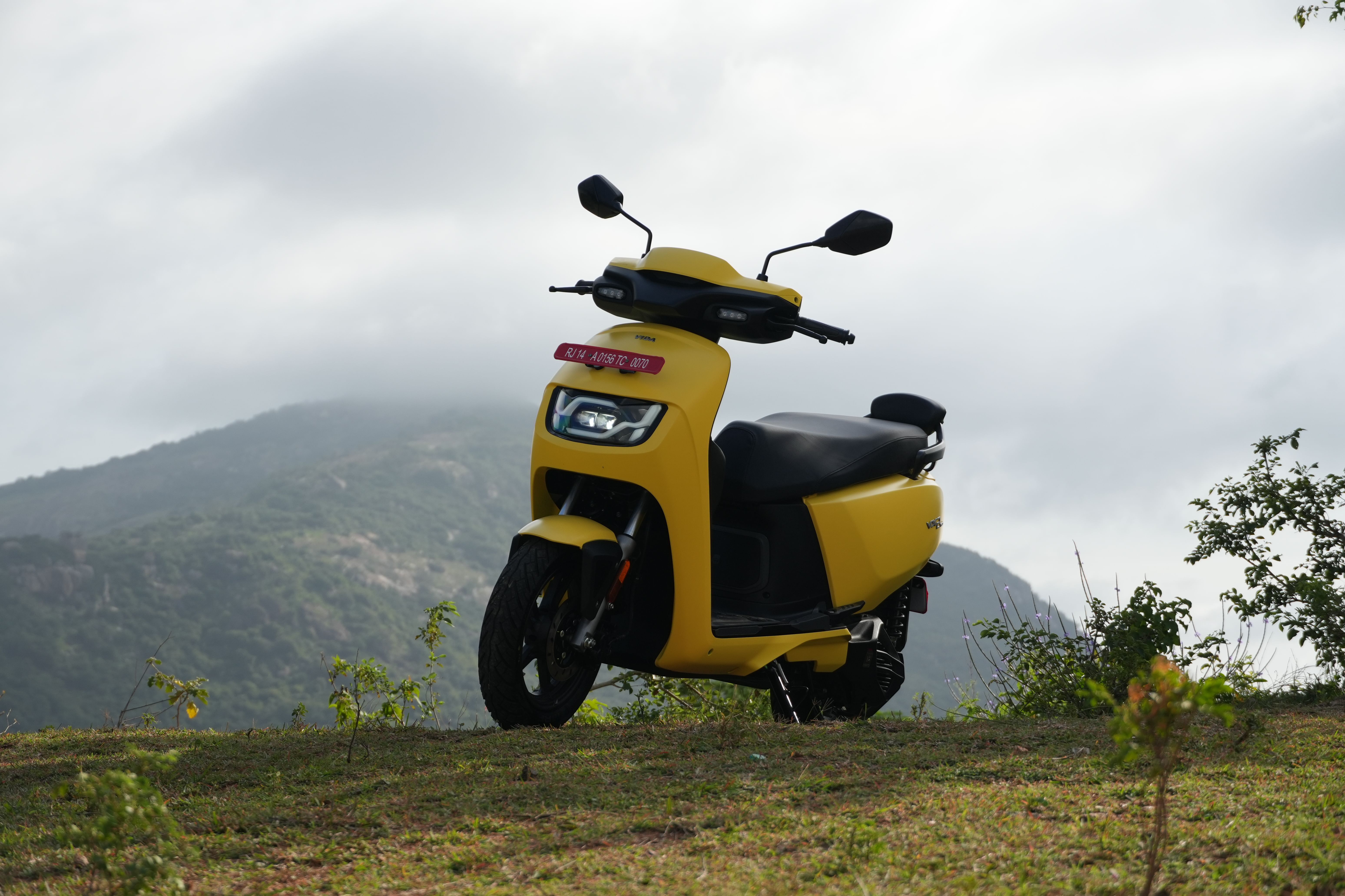 Vida VX2 Variants: Explore Base, Mid & Top Models with Prices | Autocar ...