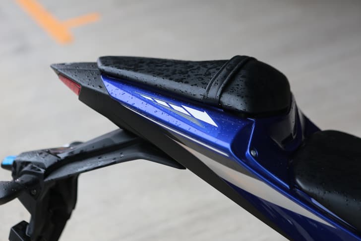 Yamaha YZF-R3 Price, Images, Features, Mileage, Colours & Reviews ...