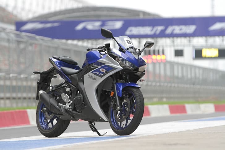 Yamaha YZF-R3 Price, Images, Features, Mileage, Colours & Reviews ...