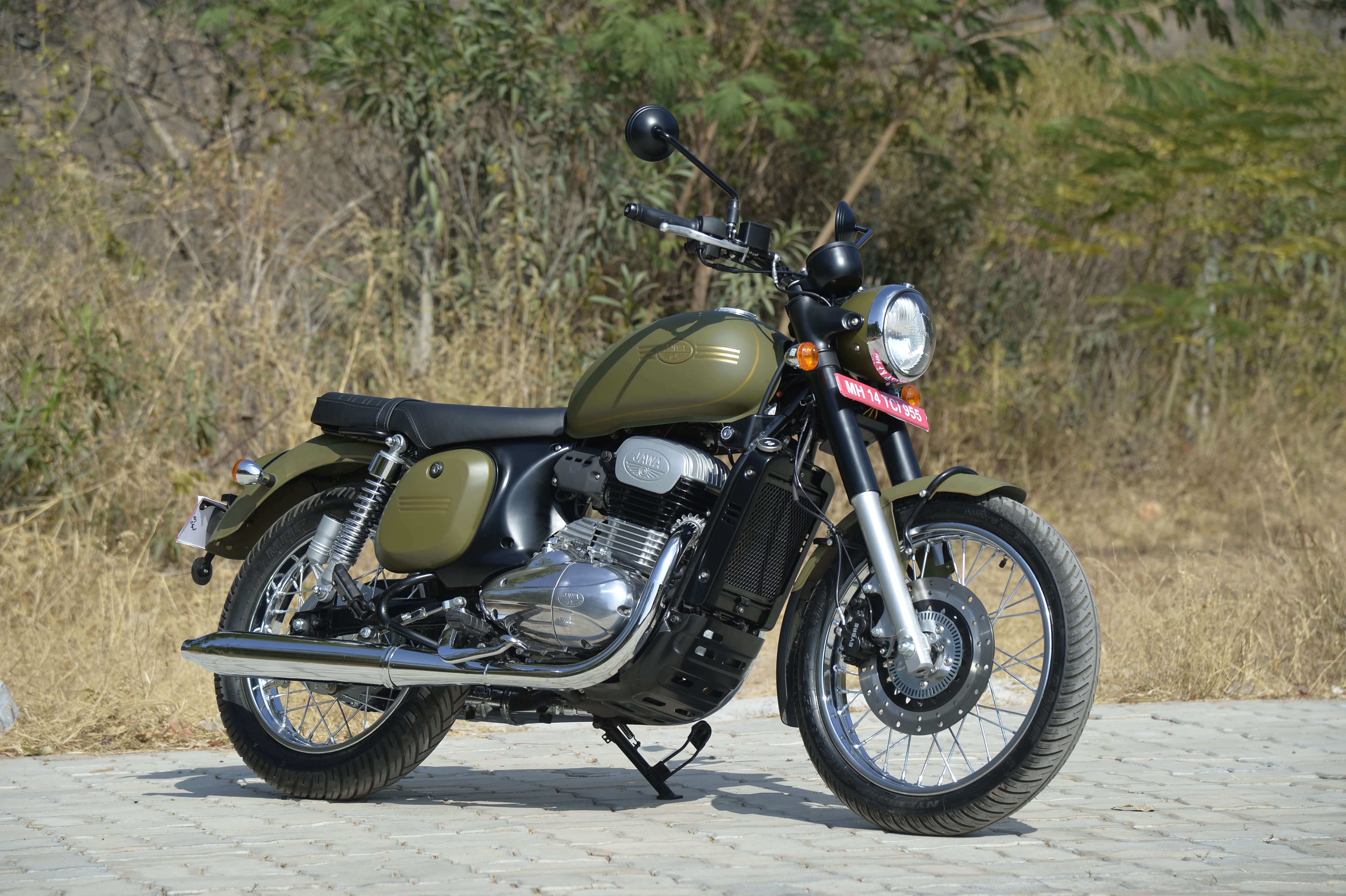 Jawa 42 Expert Reviews, Road Tests & First Drive Impressions | Autocar ...