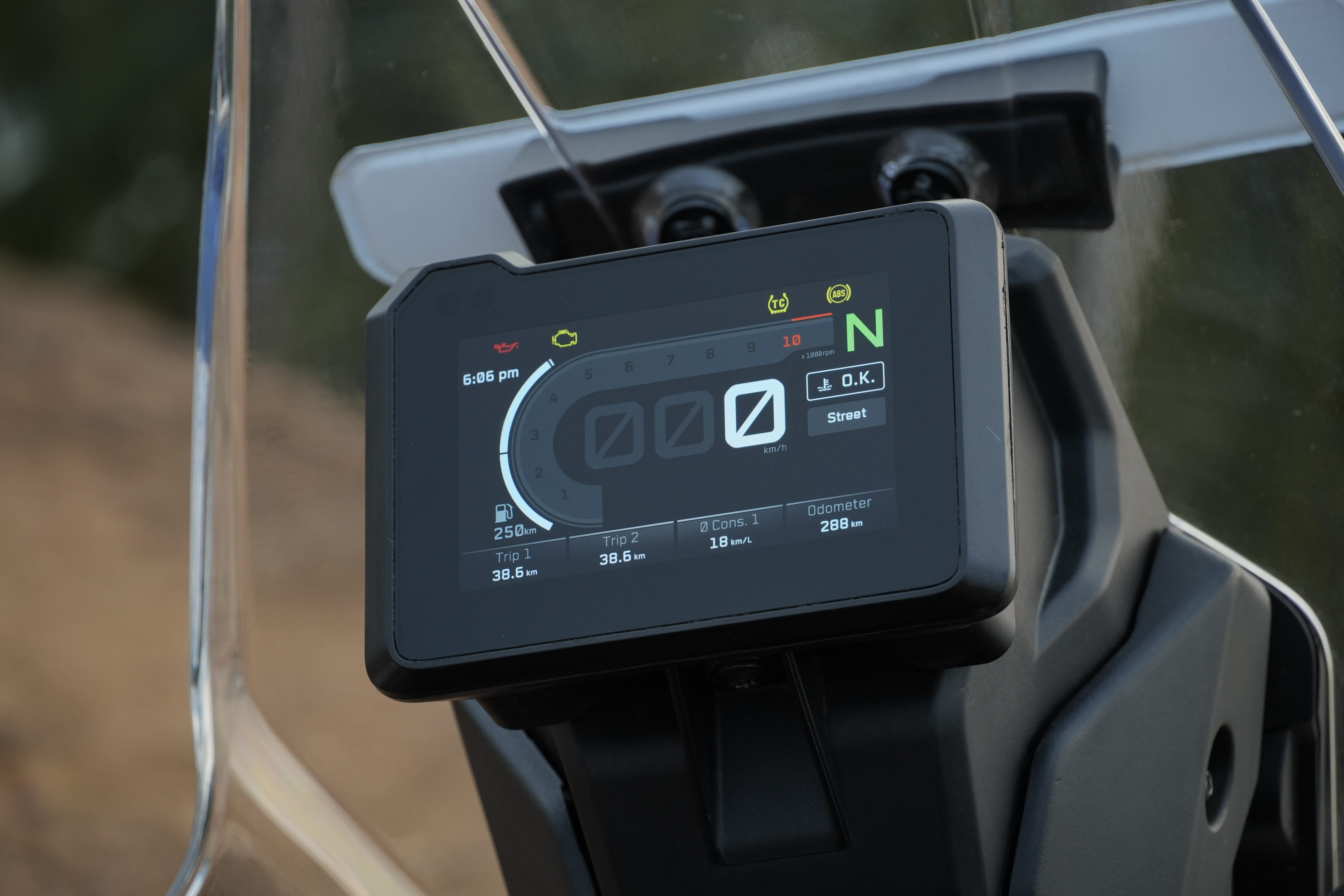 KTM 390 Adventure Low Oil Indicator Image – 390 Adventure Photos in ...