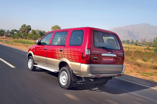 Chevrolet Tavera Neo 3 review, test drive - Introduction | Autocar India