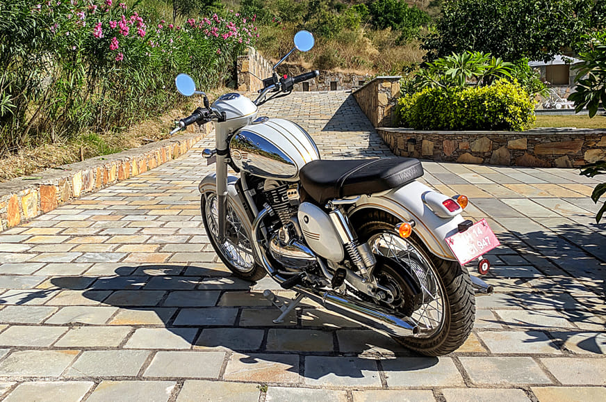 What does the Jawa sound like? - Introduction | Autocar India