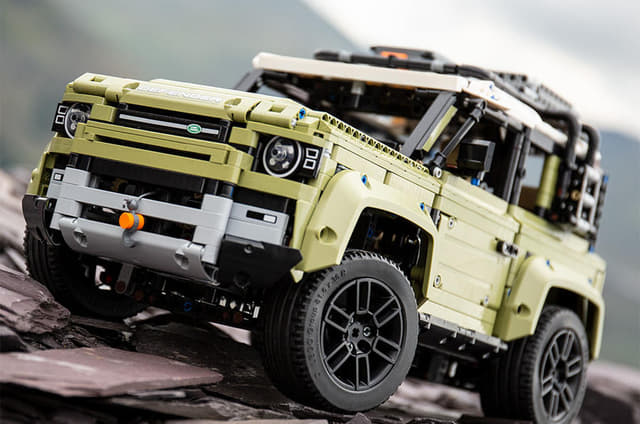 Lego Technic introduces new 2,573-piece kit for 2020 Land Rover ...
