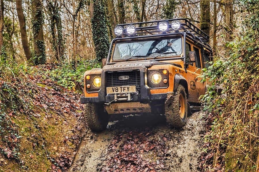 Land Rover Defender V8 Camel Trophy to be built in limited numbers ...