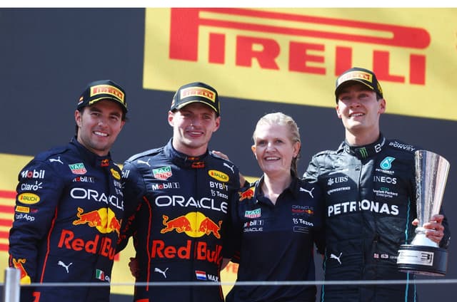 F1 2022, Spanish GP results: Verstappen wins as Leclerc retires ...
