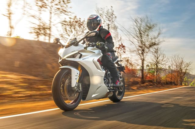 Triumph Speed 400 first ride review: performance, features, price ...