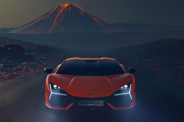 Lamborghini Revuelto price, battery, power, interior, design and ...