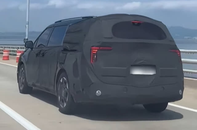Kia Carnival price, next-generation Carnival India launch details, new ...