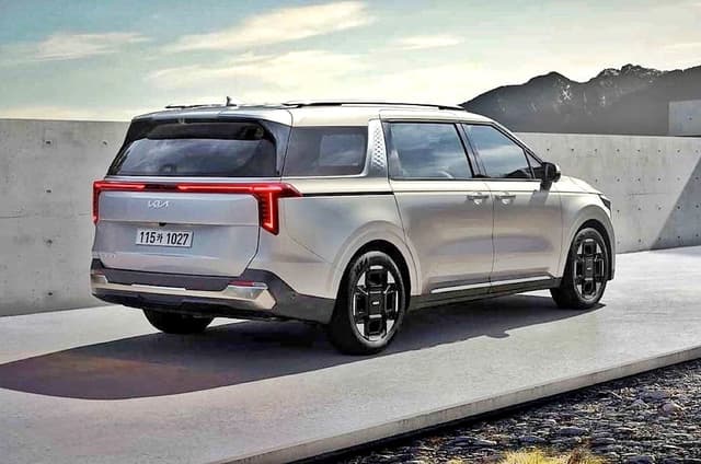 Ferrari 296 price, customer racecar, Ferrari Finali, design, powertrain ...