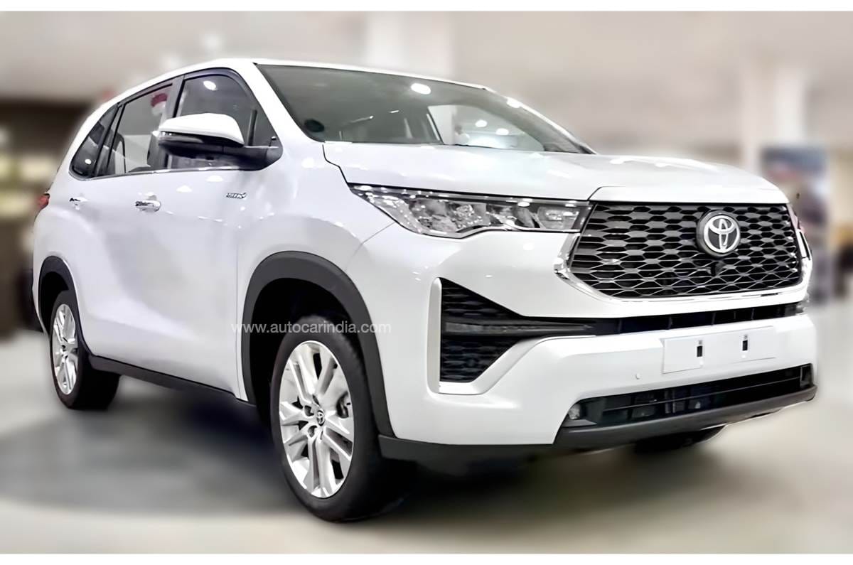 Toyota Innova Hycross ZX, hybrid price, bookings and waiting period ...
