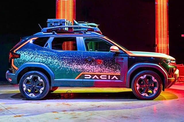 Renault Duster Dakar edition revealed, Dacia Duster special edition ...