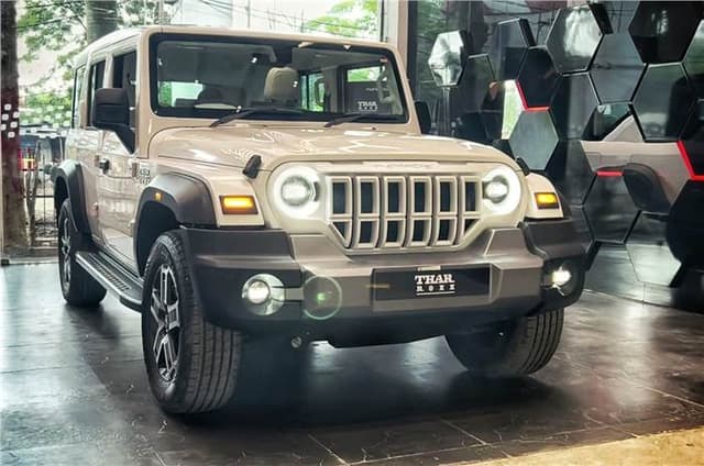 Mahindra Thar Roxx (2026) - Price, Mileage & Expert Reviews | Autocar India