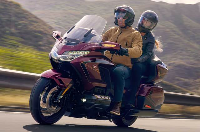 Honda Goldwing Tour Price, Images, Features, Mileage, Colours & Reviews ...
